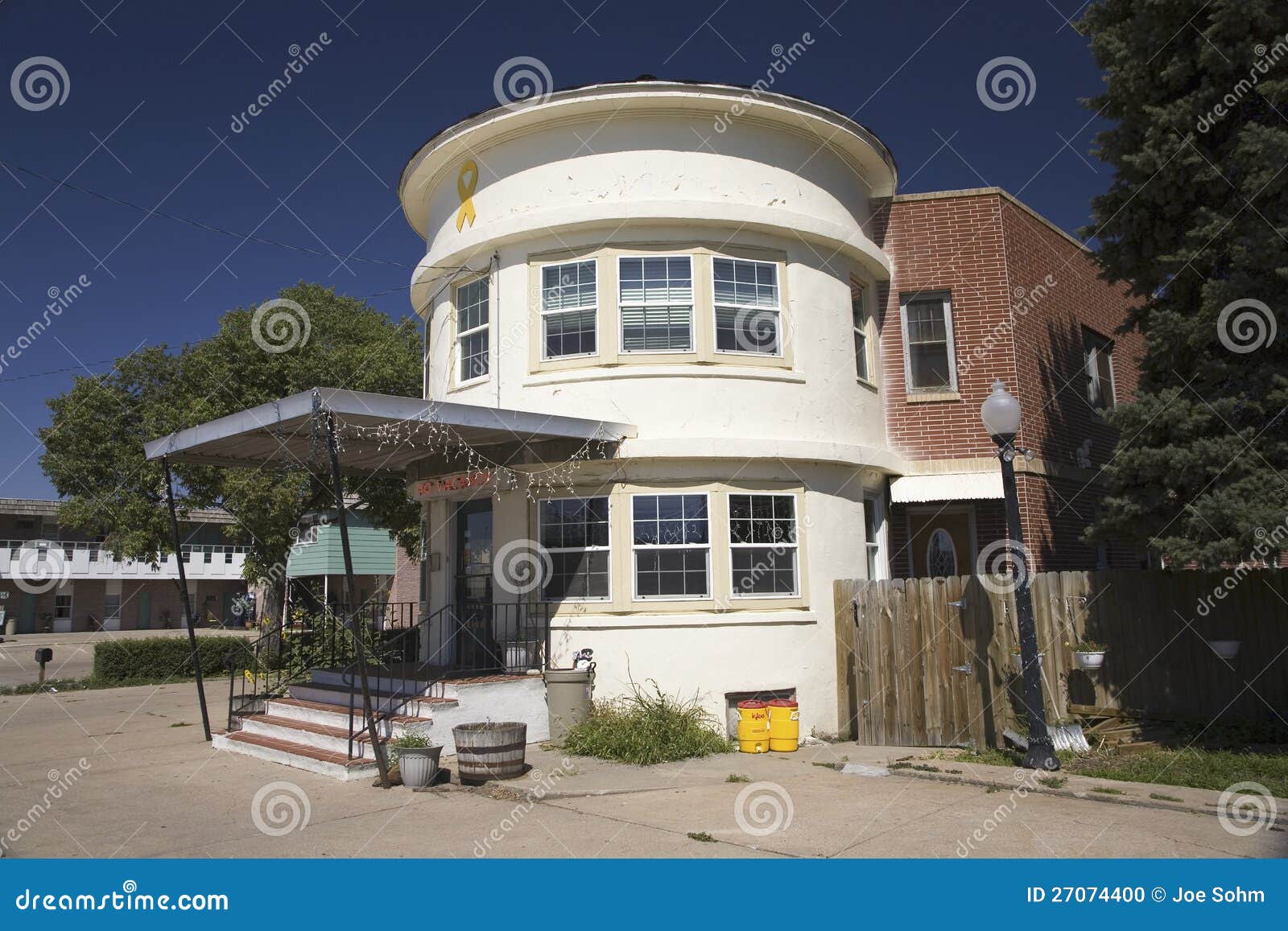 Vintage circular hotel, editorial image. Image of artifacts - 27074400