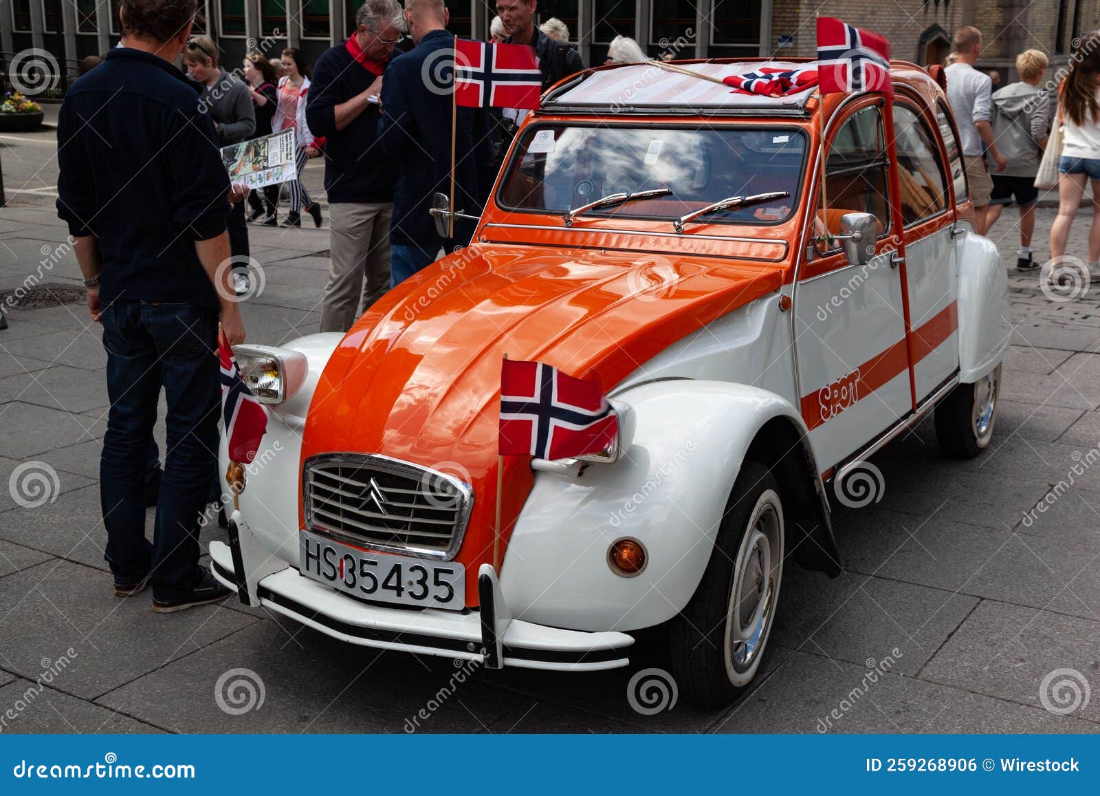 Vintage Citroen 2cv Spot 1976 with Norwy Flags on it Editorial Photo ...