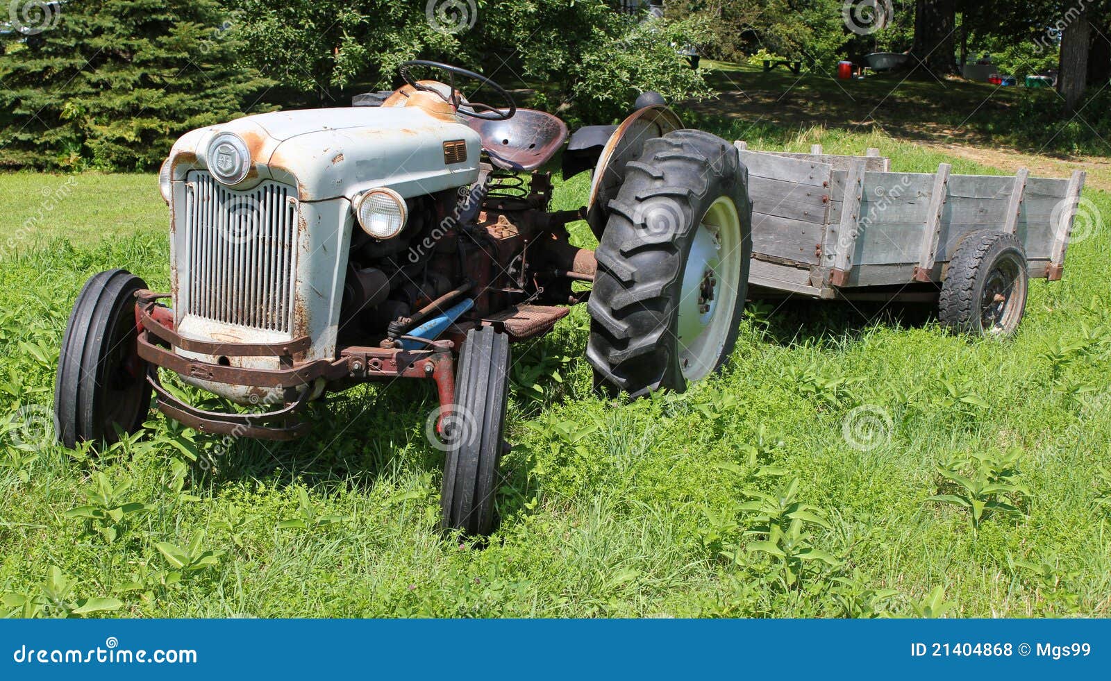 Vintage country tractor stock photo. Image of traditional - 21404868