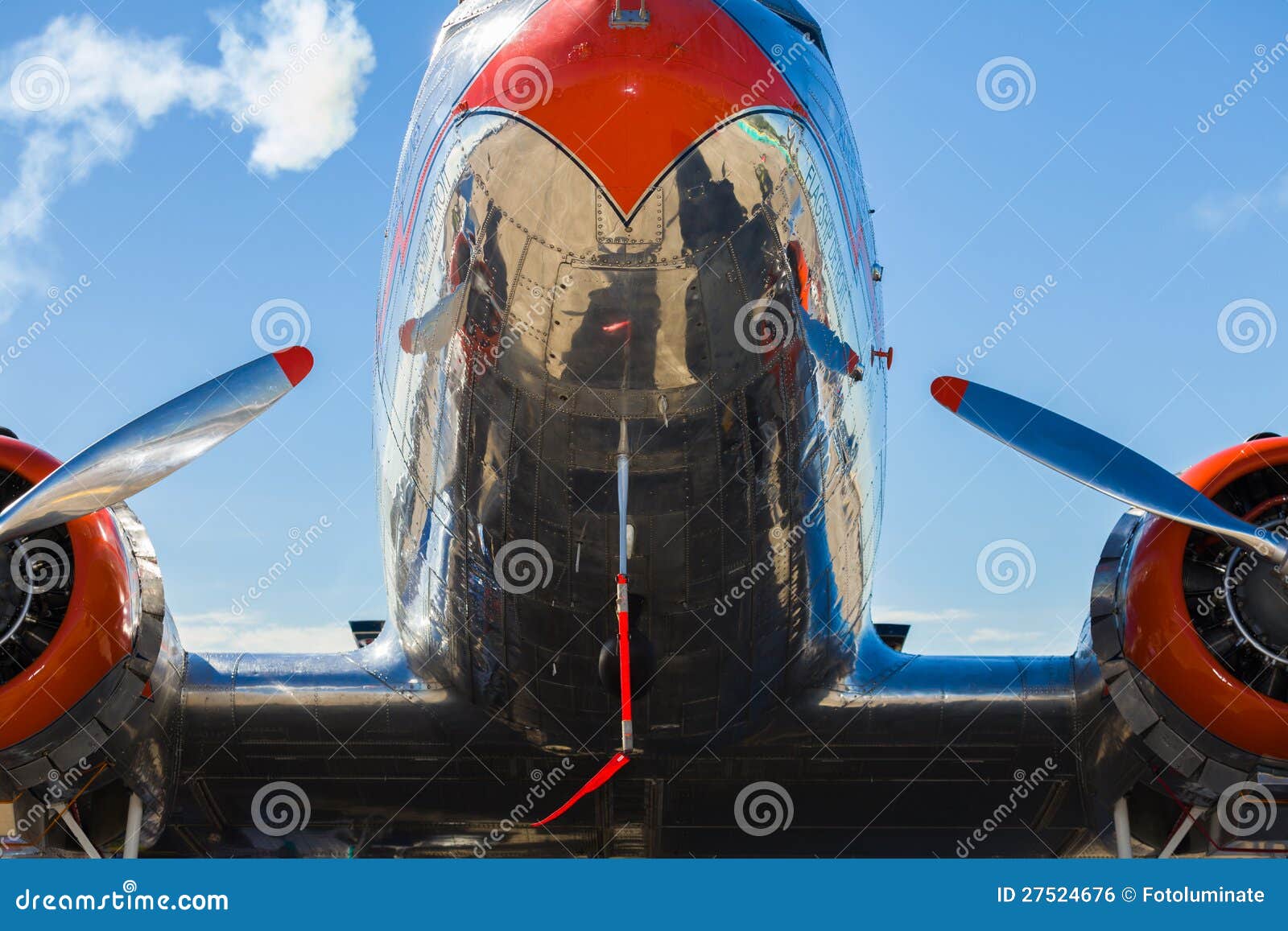 Vintage DC-3 airplane stock photo. Image of flying, passenger - 27524676