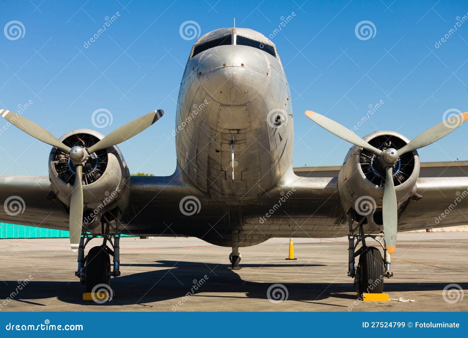 Vintage DC-3 Airplane stock image. Image of flying, chrome - 27524799