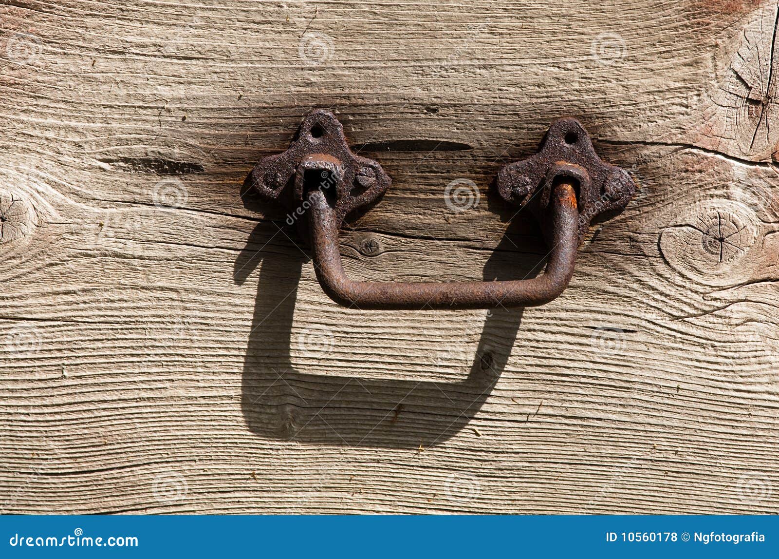 Vintage door handle stock photo. Image of rusty, grain - 10560178