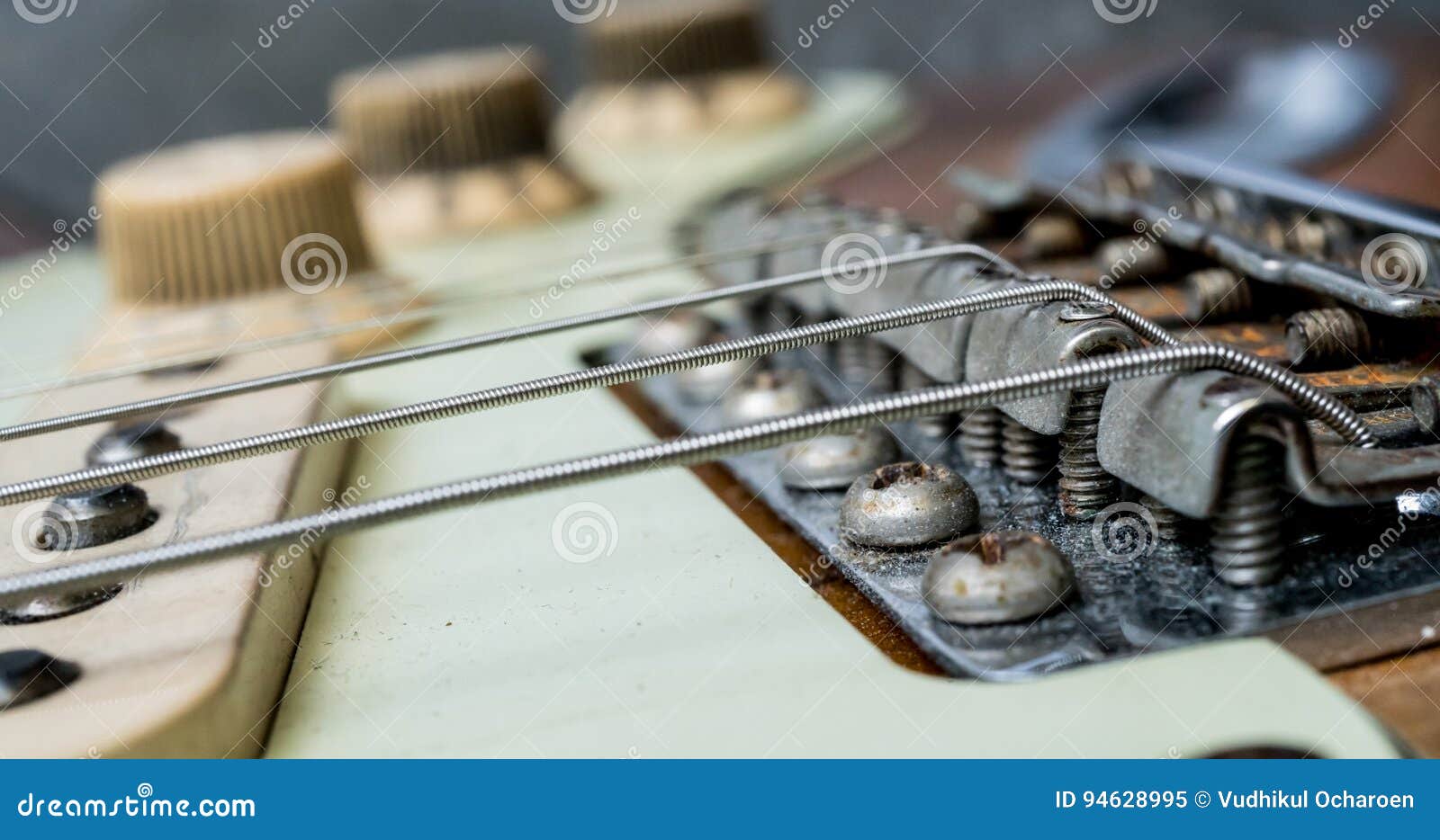 120 Rusted Guitar Stock Photos - Free & Royalty-Free Stock Photos from ...