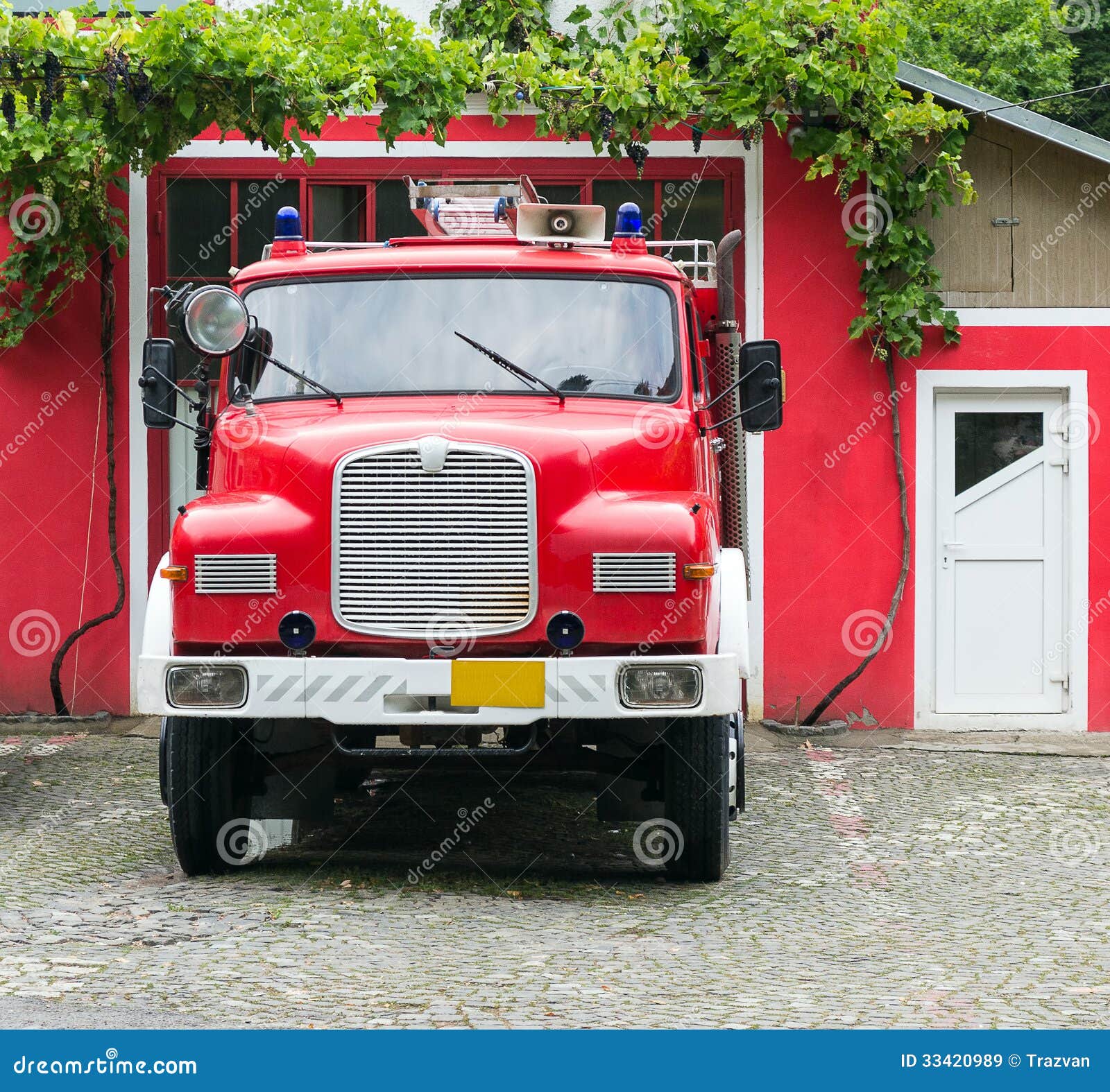 Vintage Fire Engine stock image. Image of emergency, fire - 33420989