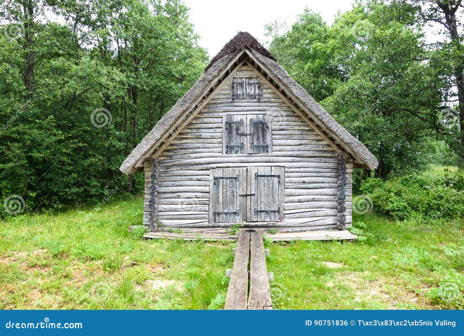 Vintage forest hut stock photo. Image of hiking, home - 90751836