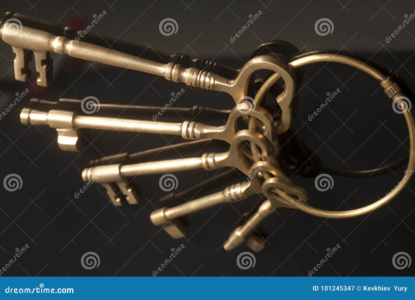 Vintage Golden Keys on a Keyring Stock Image - Image of rust, bronze ...