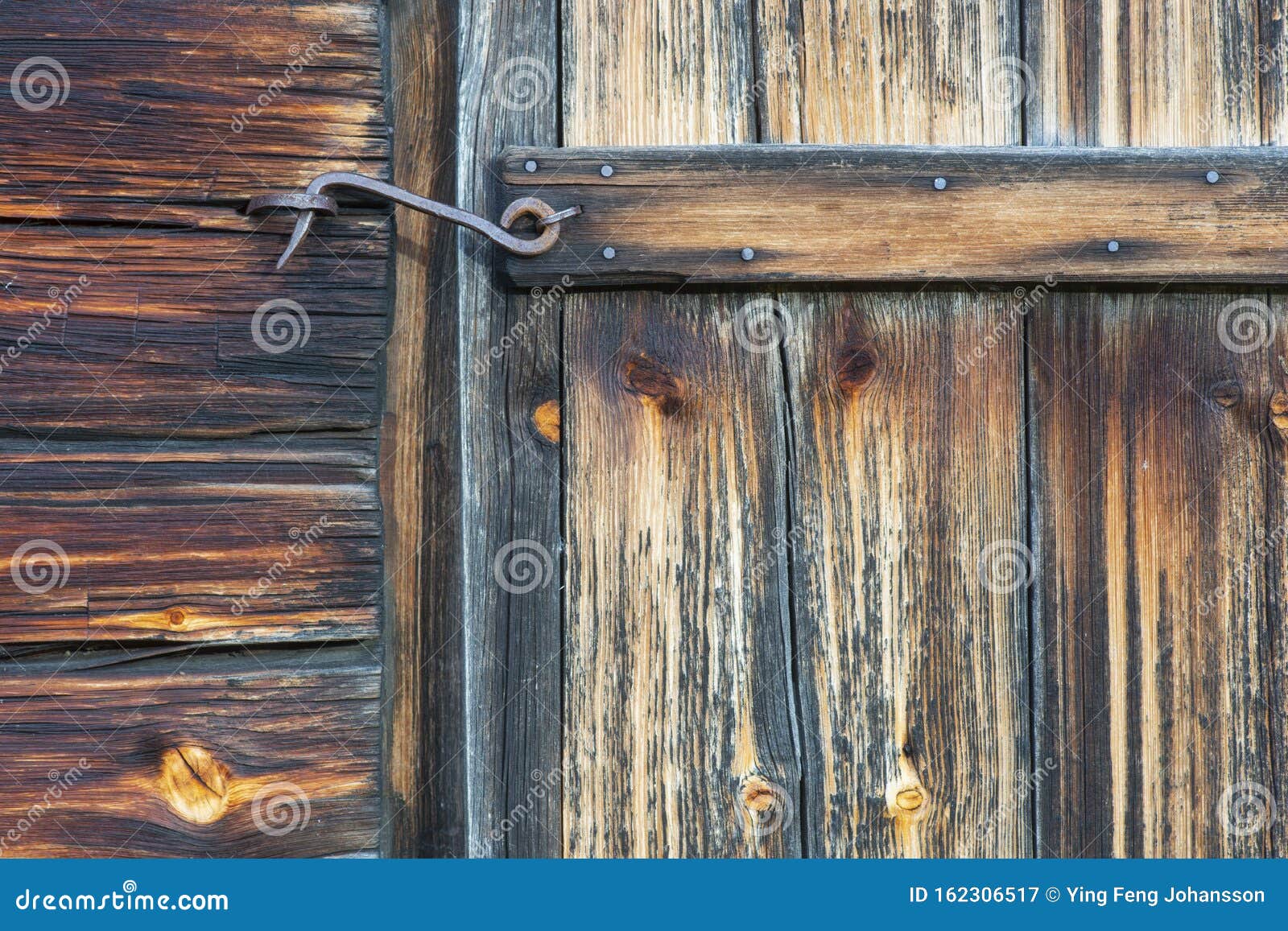 Vintage Hasp on Wooden Door Stock Image - Image of background, timber ...