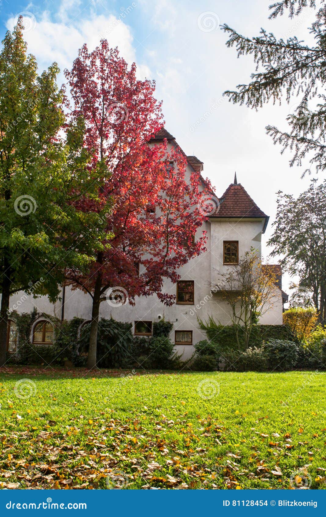 Vintage House of Germany Style Stock Photo - Image of bavarian, alpine ...