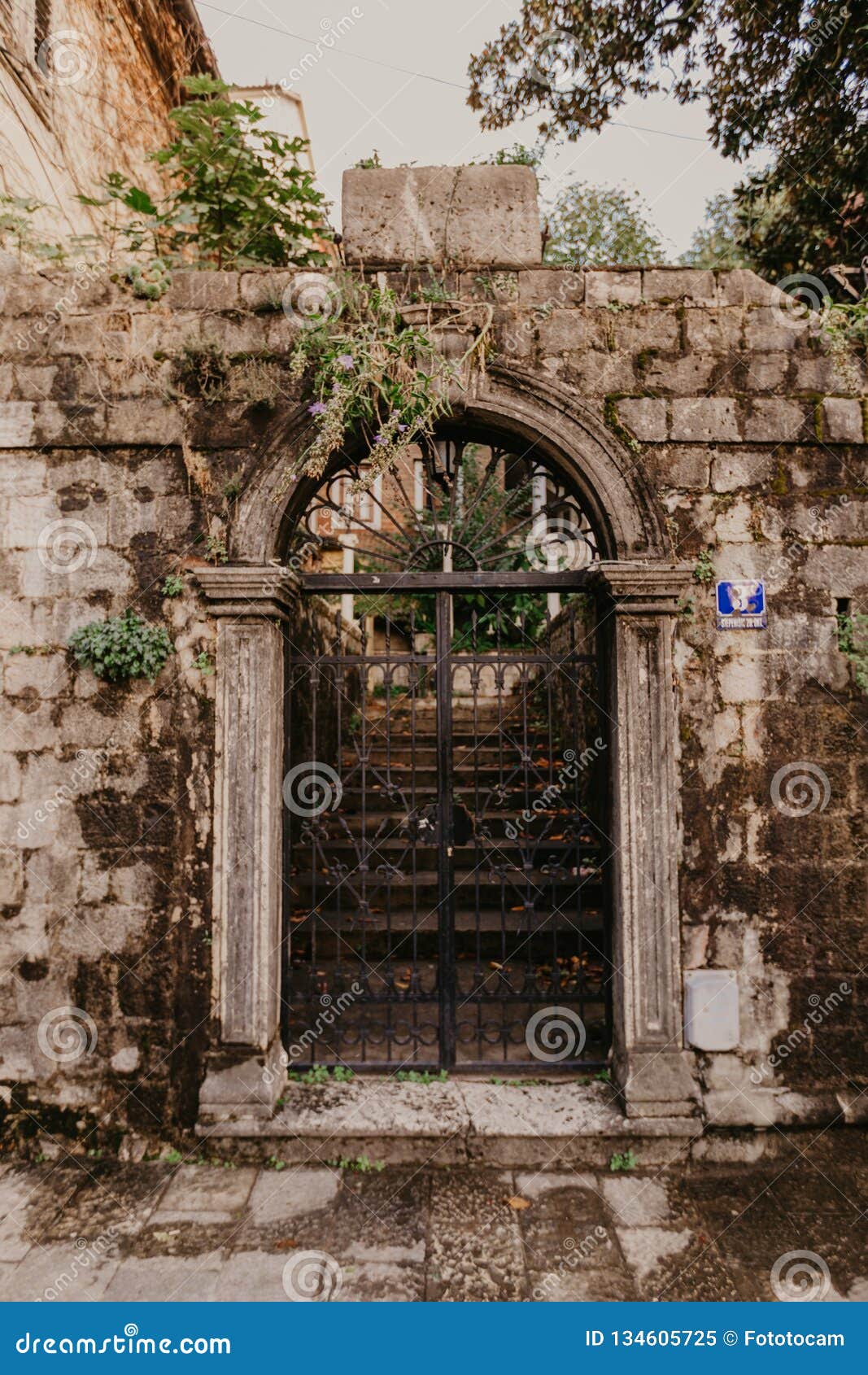 Vintage iron gates stock image. Image of curve, estate - 134605725