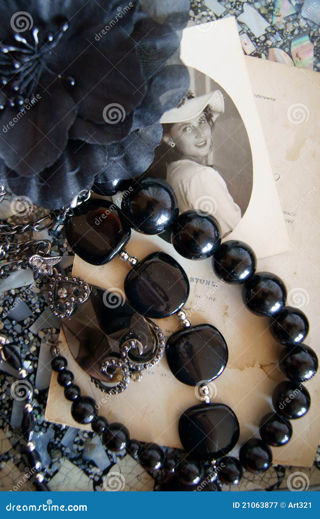 Vintage ladies accessories stock image. Image of beauty - 21063877