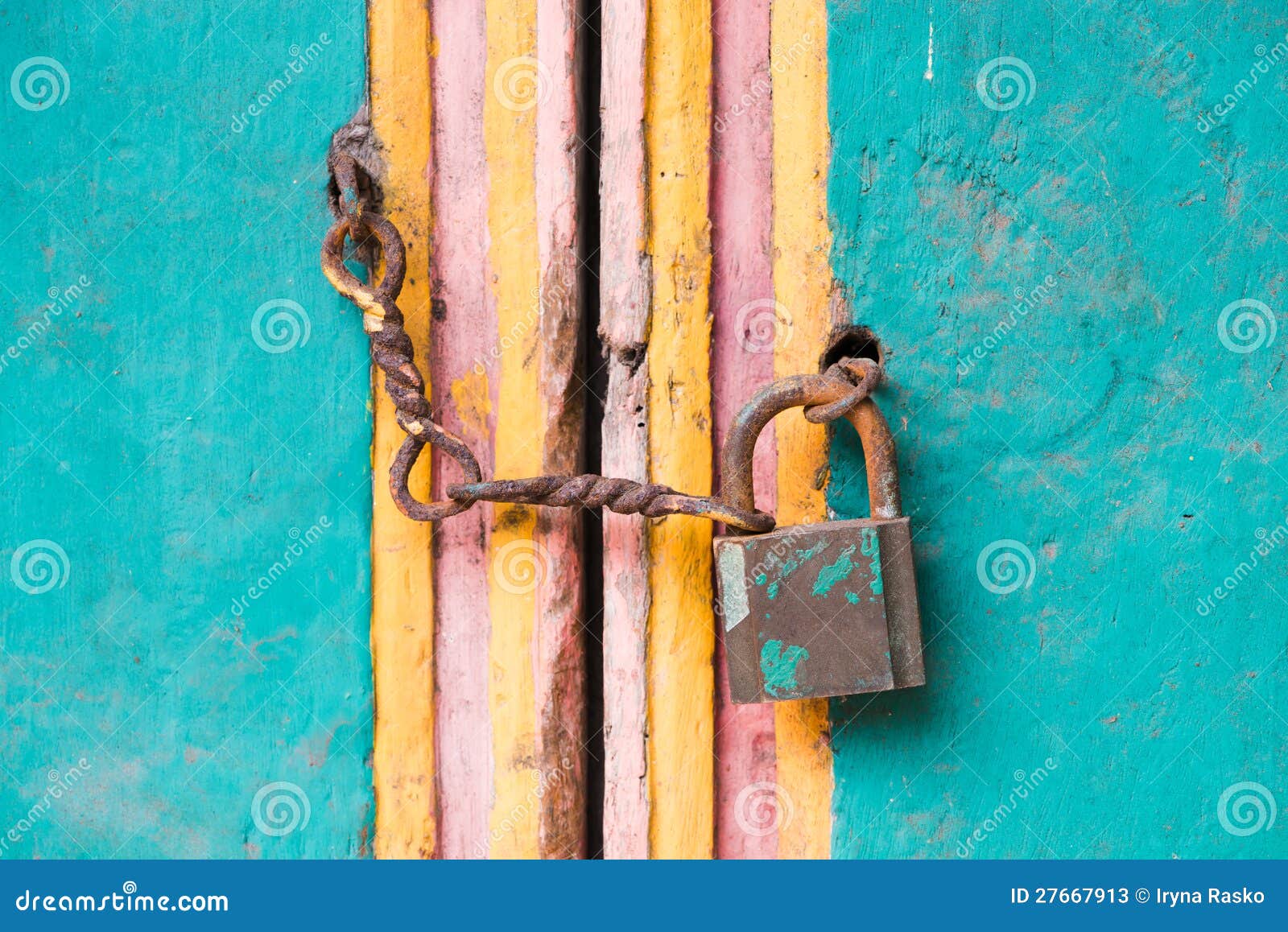 Vintage Lock and Chain on an Door Stock Image - Image of broken, dirty ...