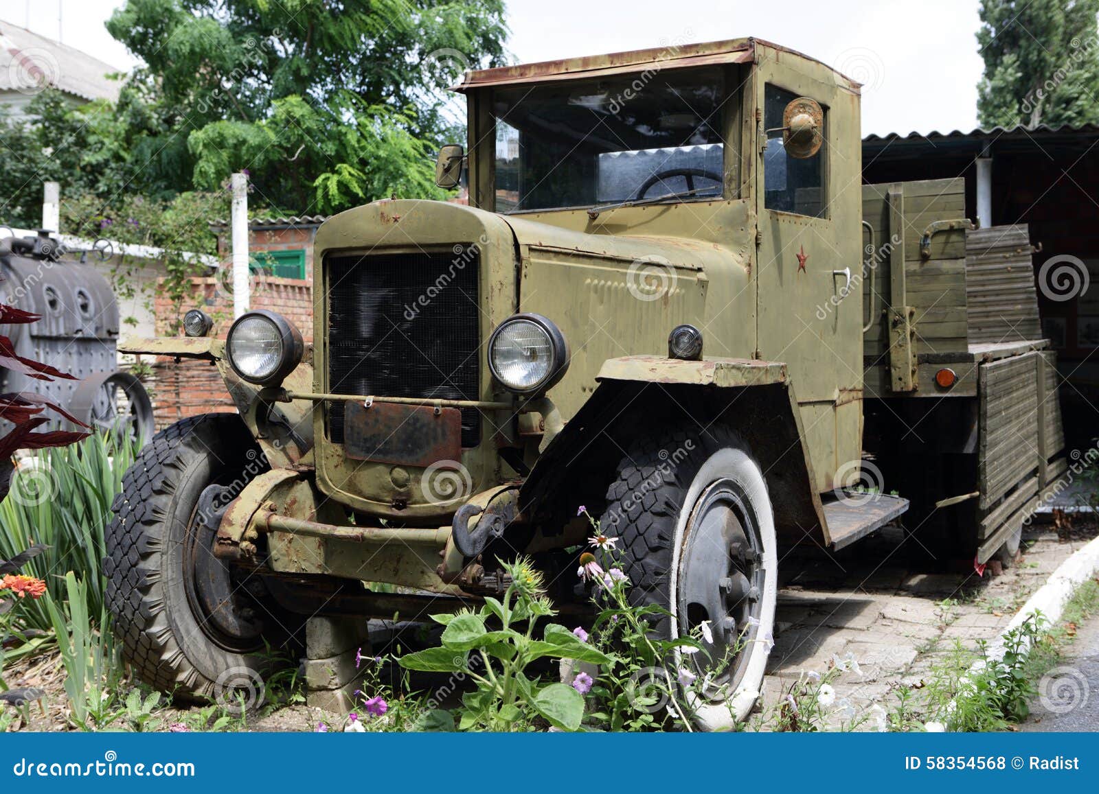 Vintage lorry editorial stock photo. Image of concept - 58354568