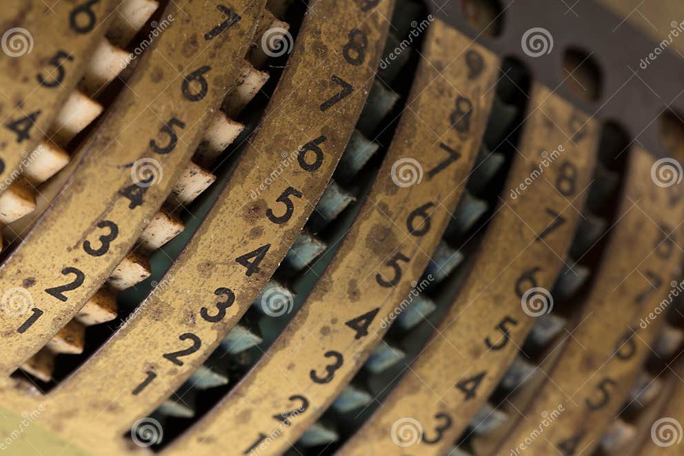 Vintage Manual Adding Machine Stock Image - Image of hand, dirt: 152621389