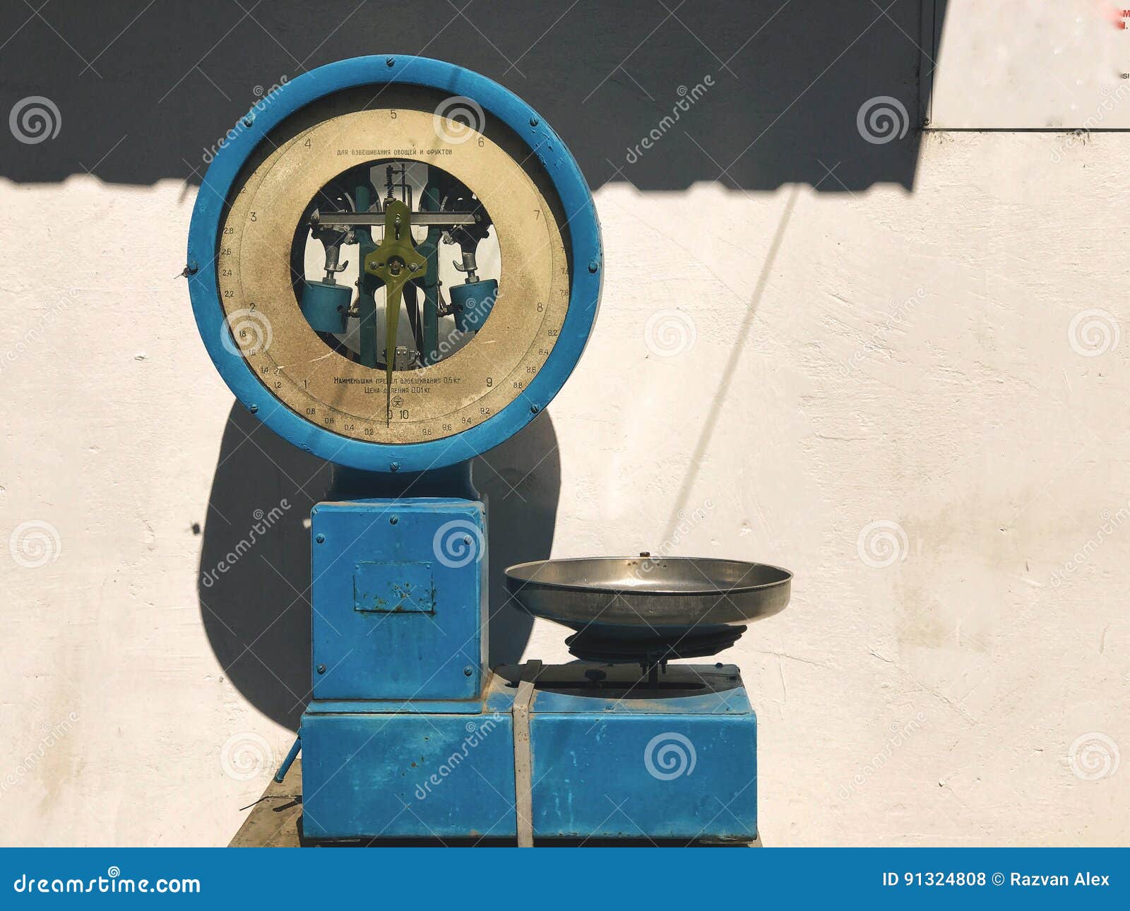 Vintage Market Weighing Scale Stock Photo - Image of retro, measure ...