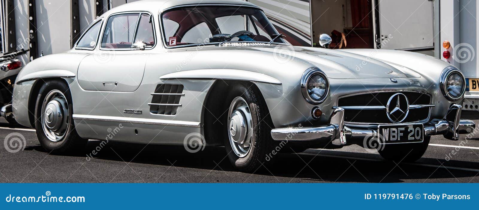 Vintage Mercedes-Benz 300 SL Gullwing Foto editorial - Imagen de ...