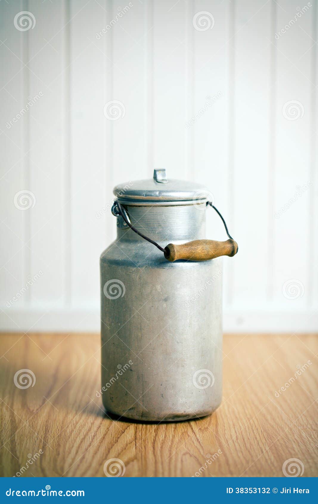 Vintage milk can stock photo. Image of container, used - 38353132
