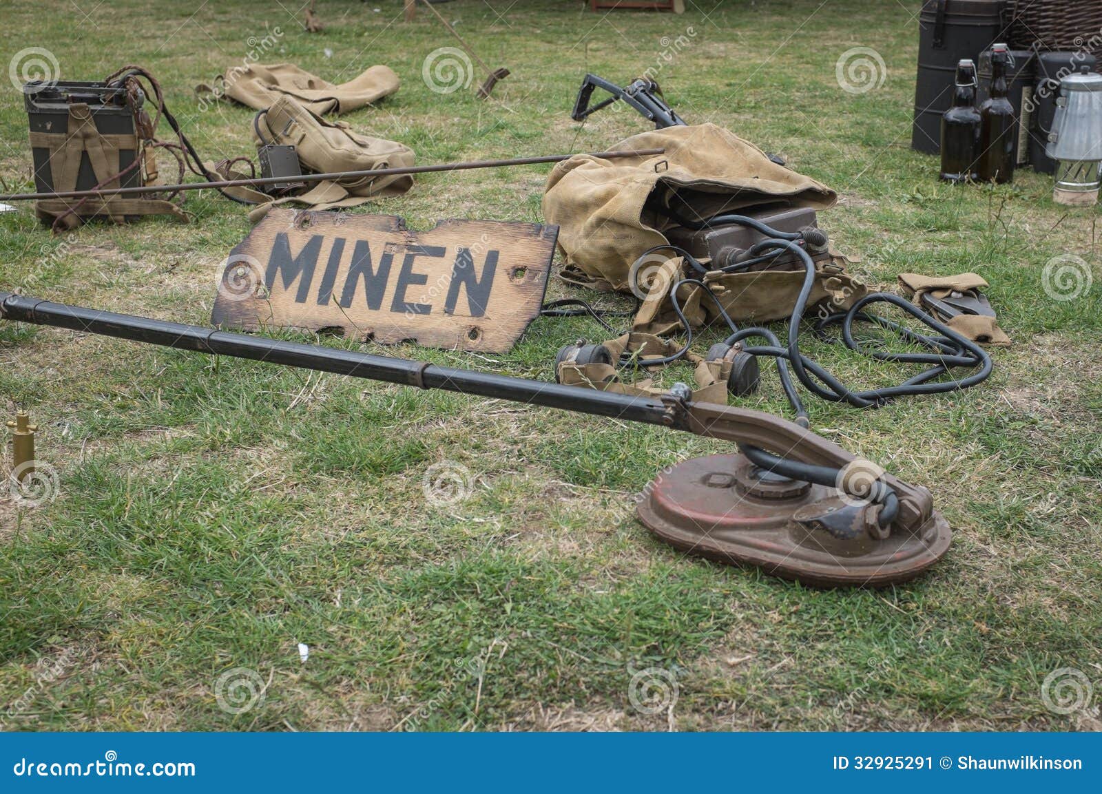 Vintage mine sweeper stock image. Image of retro, engineer - 32925291