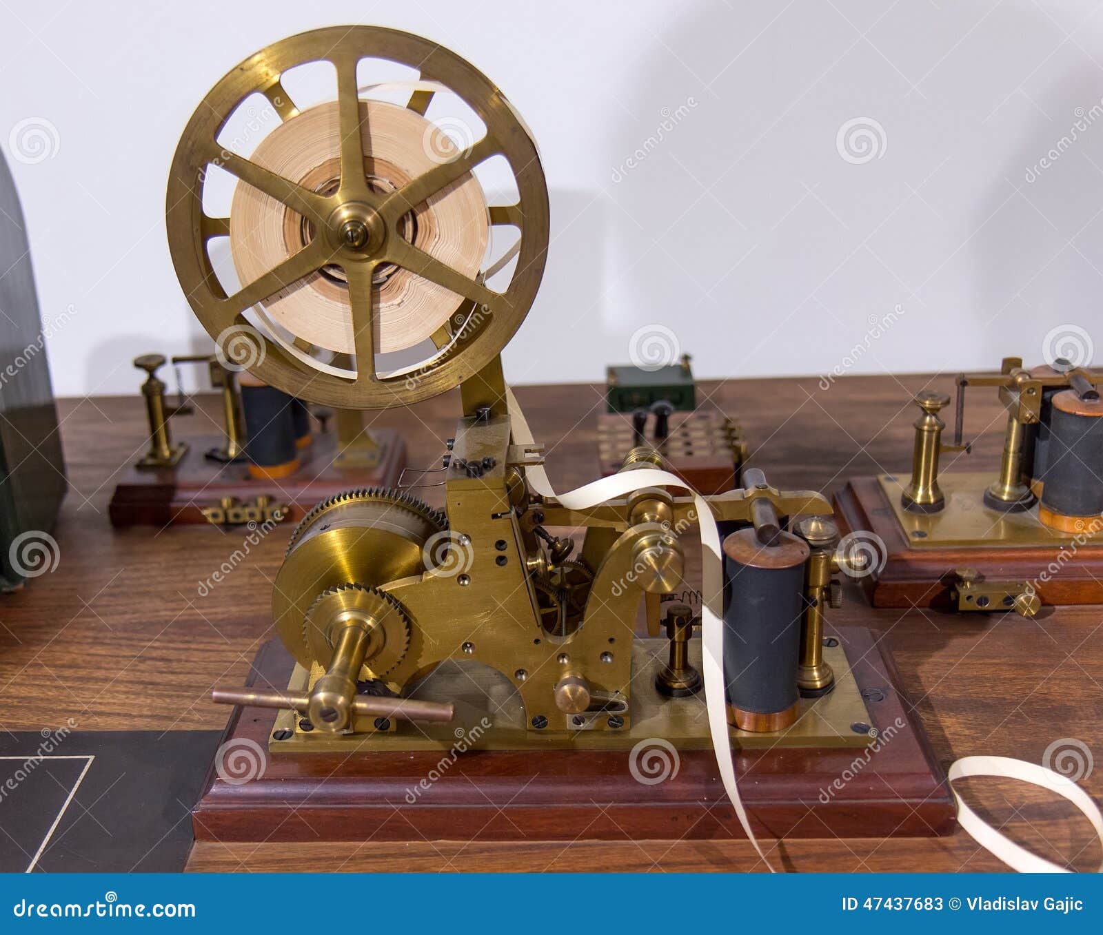 Vintage Morse Telegraph Machine Stock Image - Image of science, retro ...