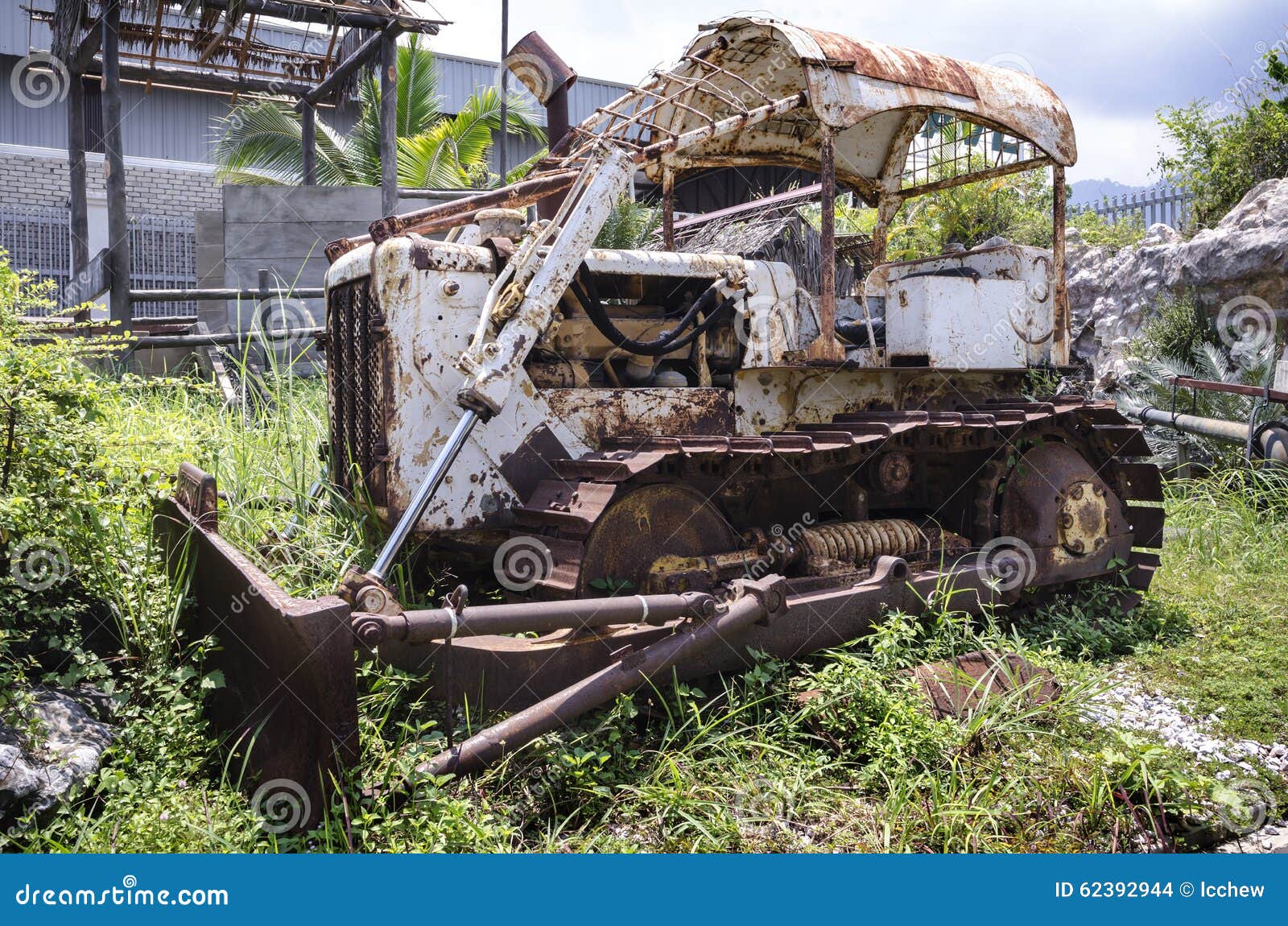 Vintage old bulldozer stock photo. Image of track, bulldozer - 62392944