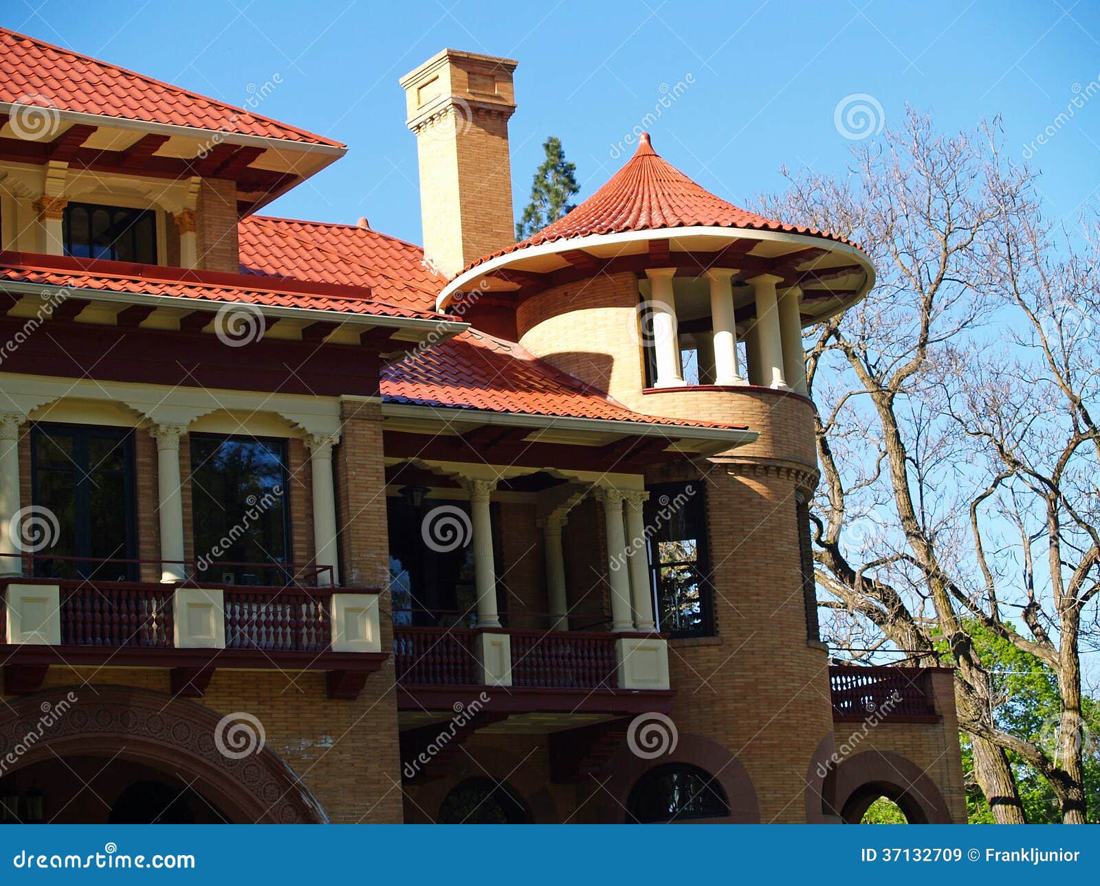 Vintage Old Fashioned Mansion Building Stock Image - Image of porch ...