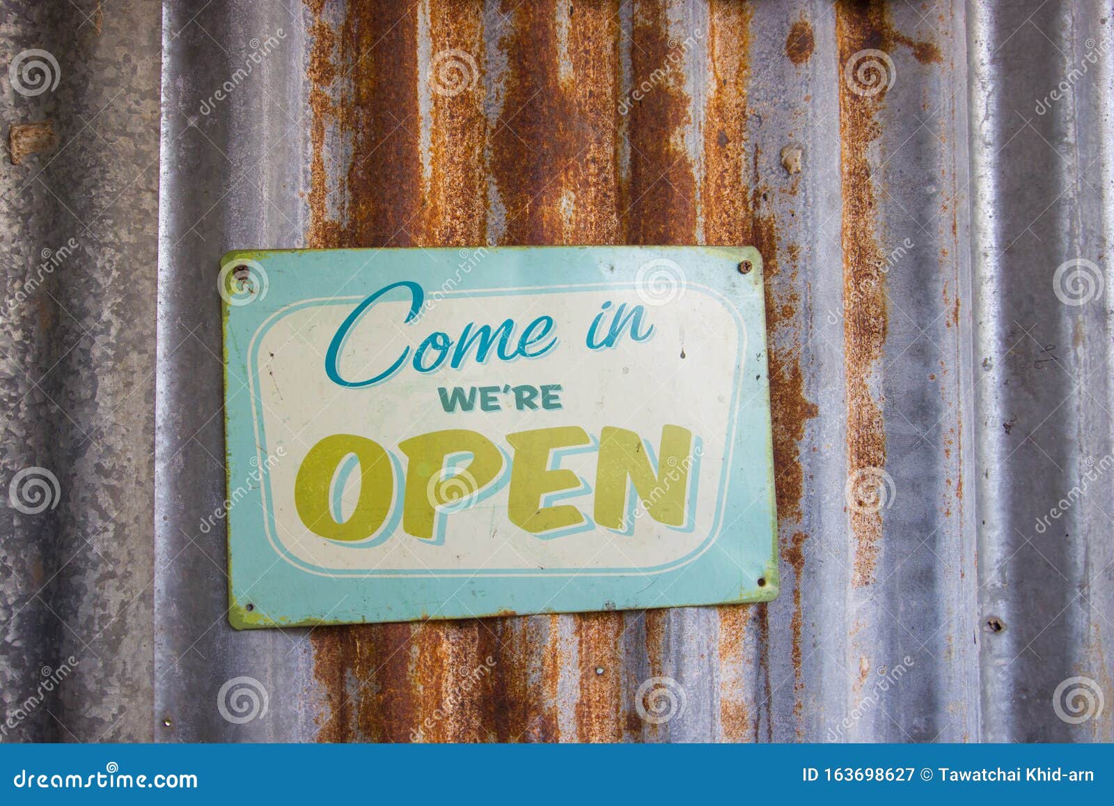 Vintage Open Sign on Rustic Galvanized Iron Stock Image - Image of ...