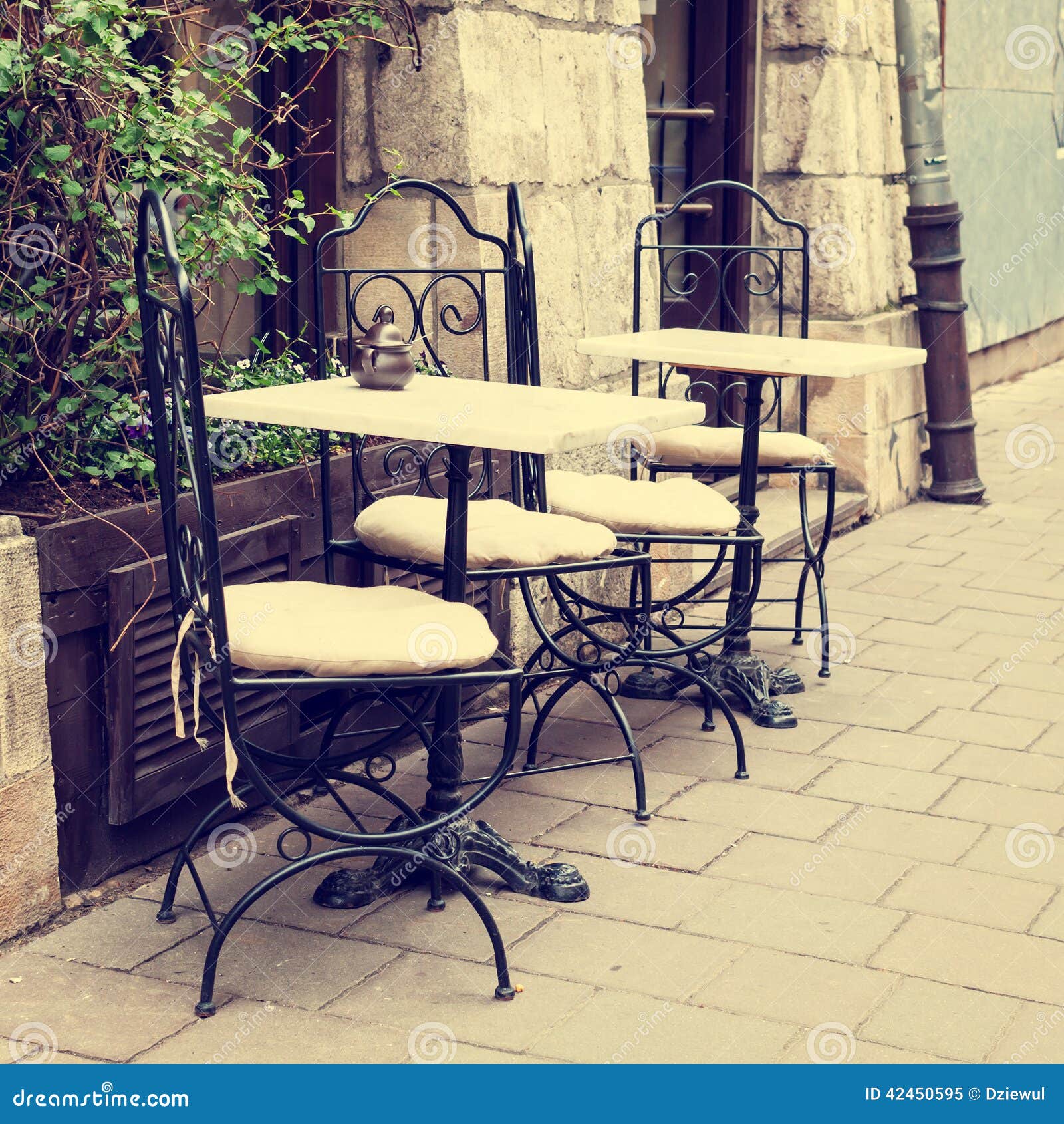 Vintage outdoor restaurant stock image. Image of cafe - 42450595