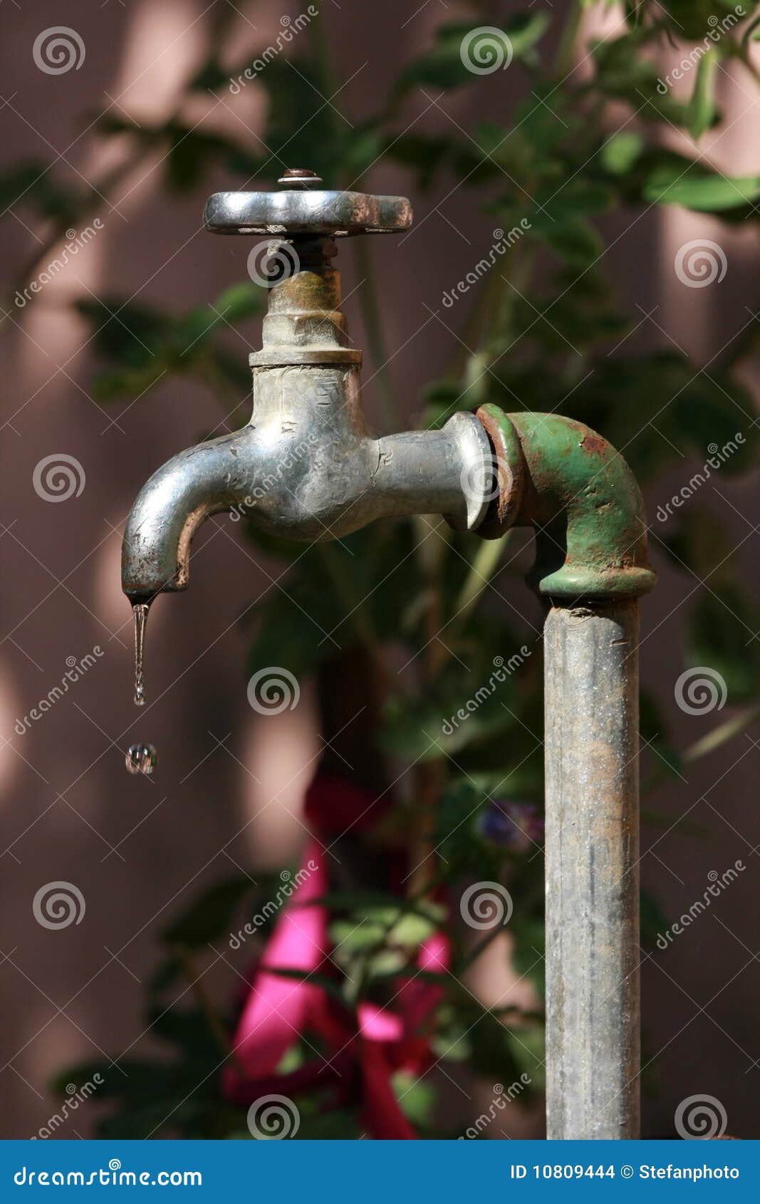 Vintage outdoor tap stock photo. Image of blurred, trickle - 10809444