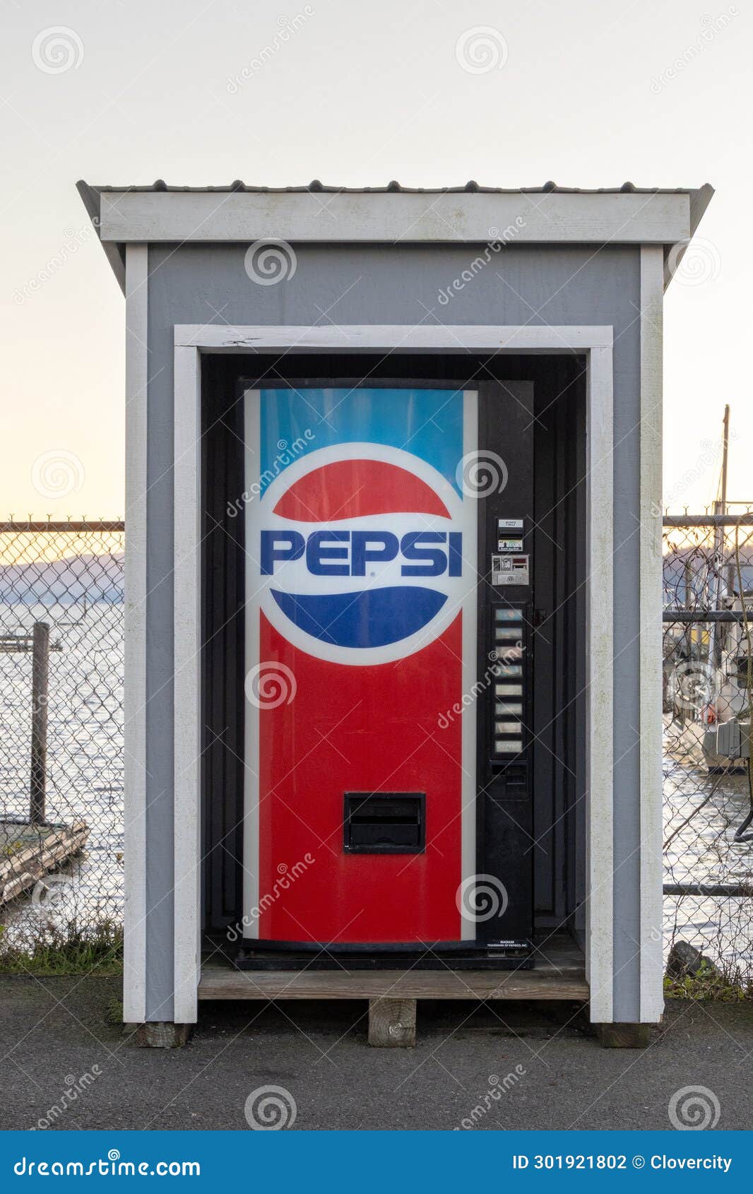 Vintage Pepsi Cola Vending Machine Editorial Photography - Image of ...