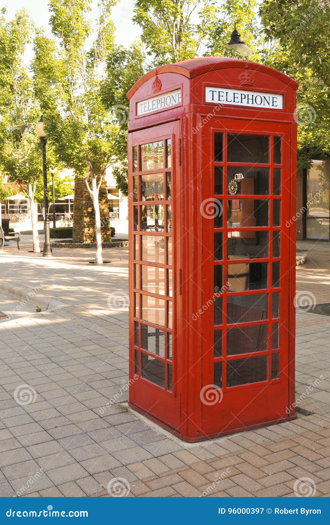 Vintage Phone Booth stock image. Image of telephone, retro - 96000397