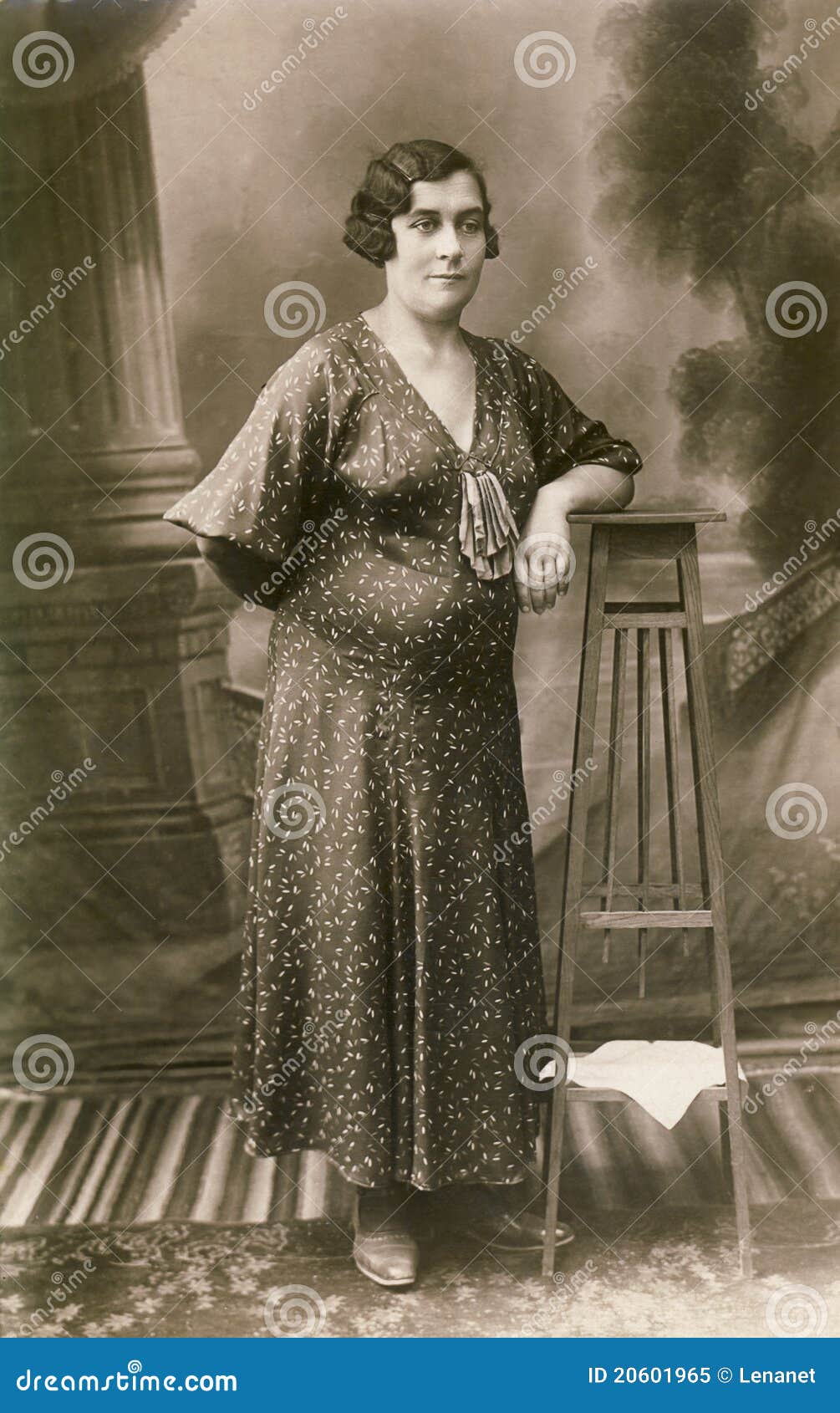 Vintage photo portrait editorial image. Image of beauty - 20601965