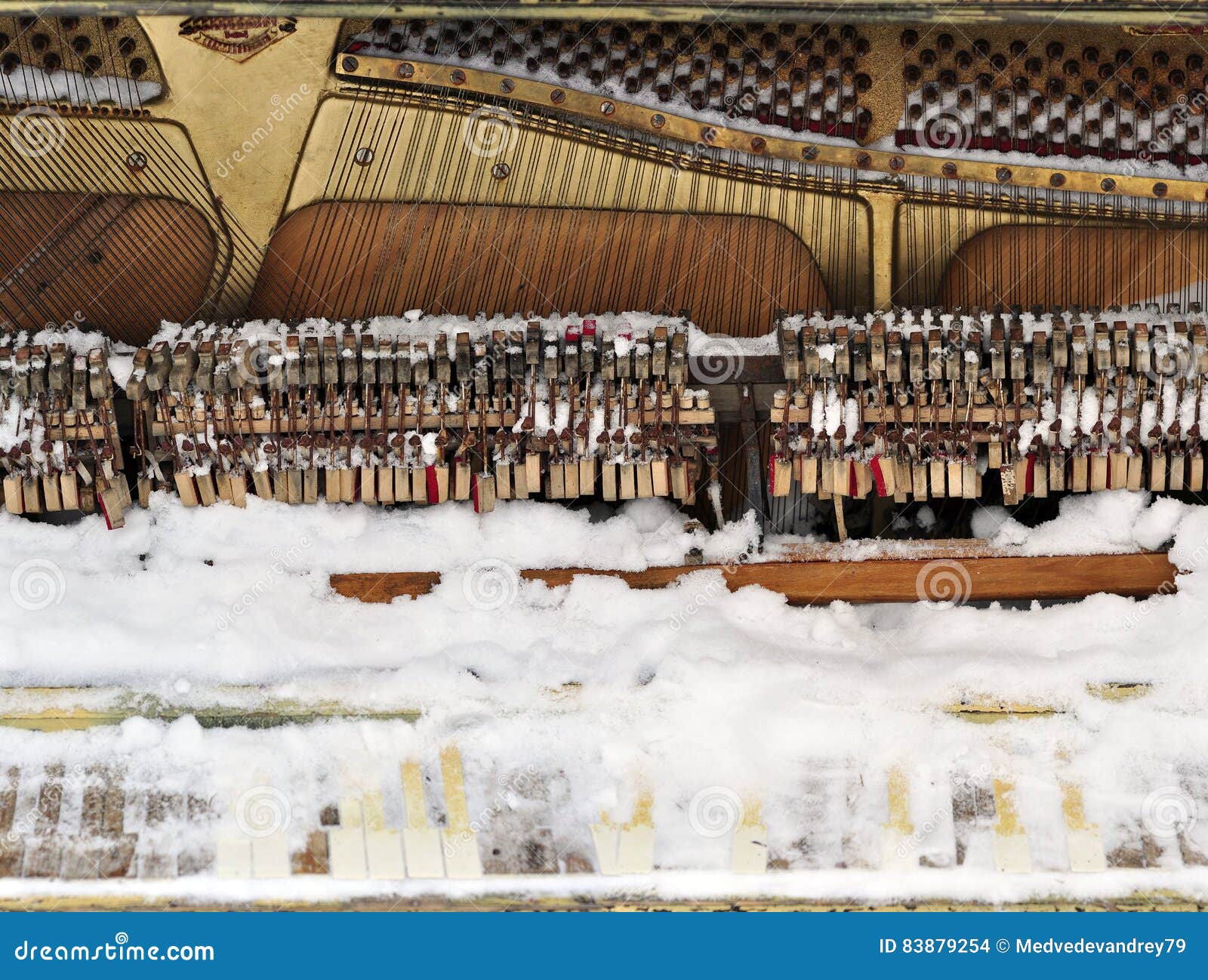 Vintage Piano Musical Instrument Under the Snow. Stock Photo - Image of ...