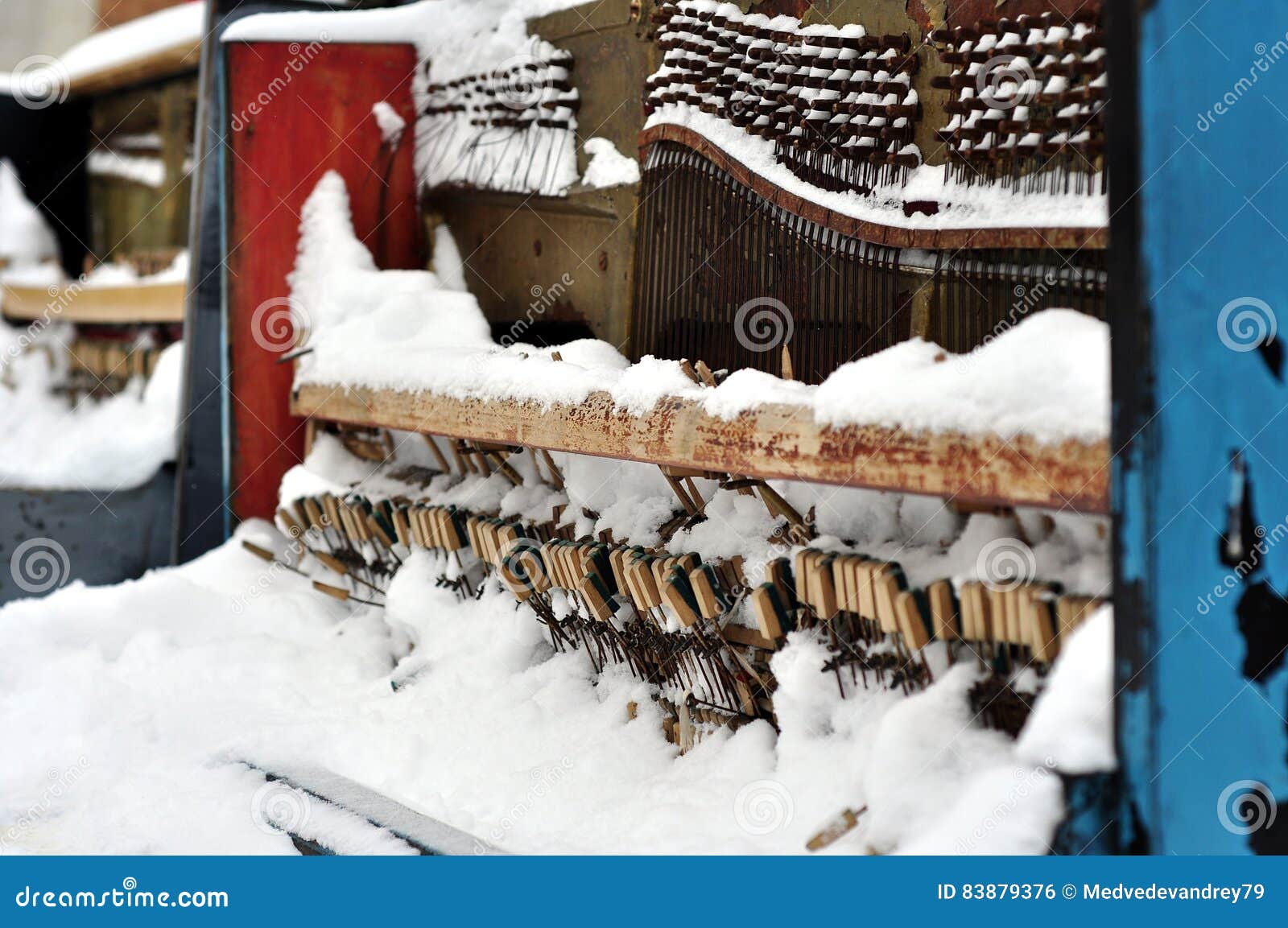 Vintage Piano Musical Instrument Under the Snow. Stock Photo - Image of ...