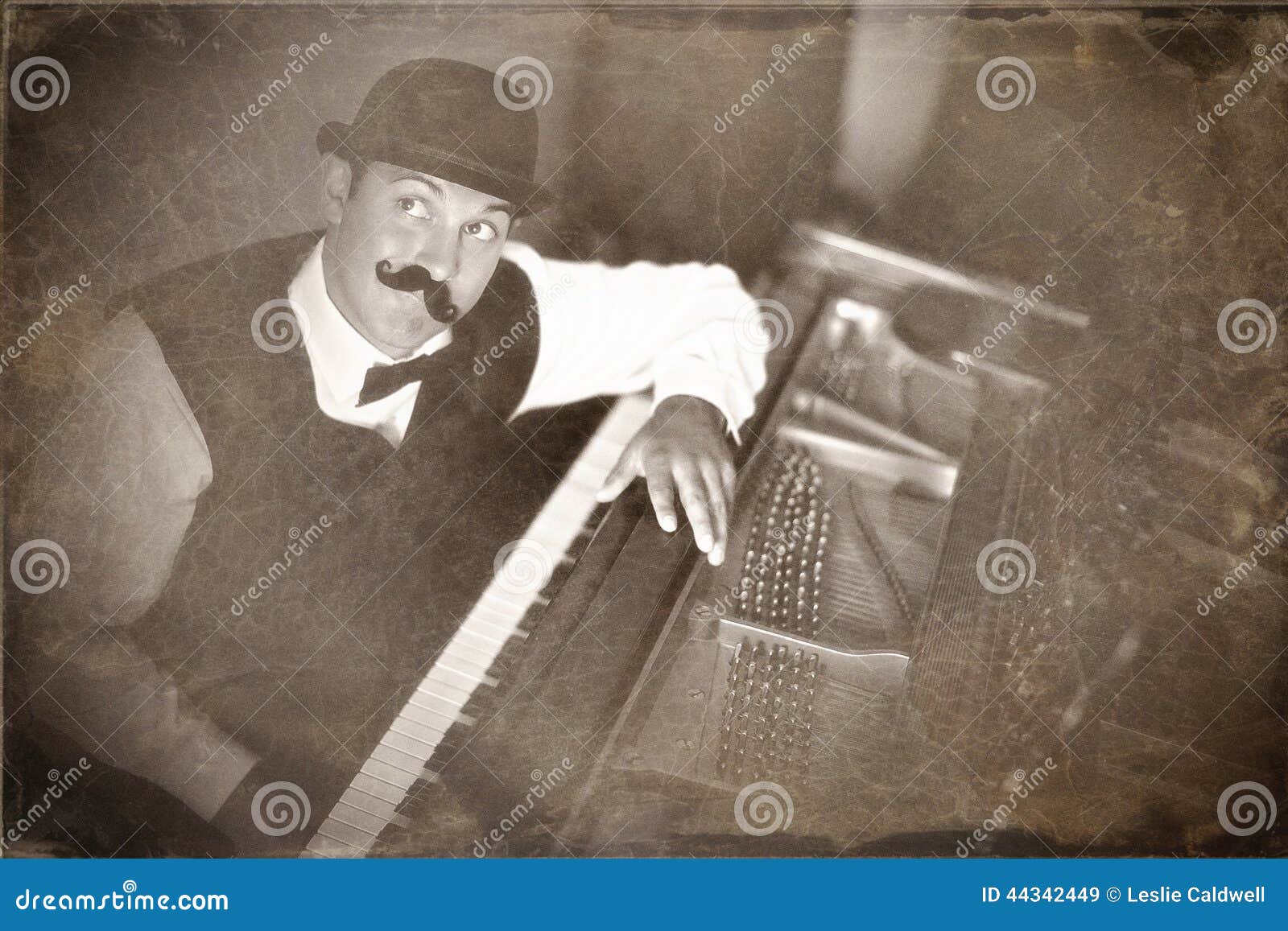 Vintage piano player stock image. Image of black, looks - 44342449