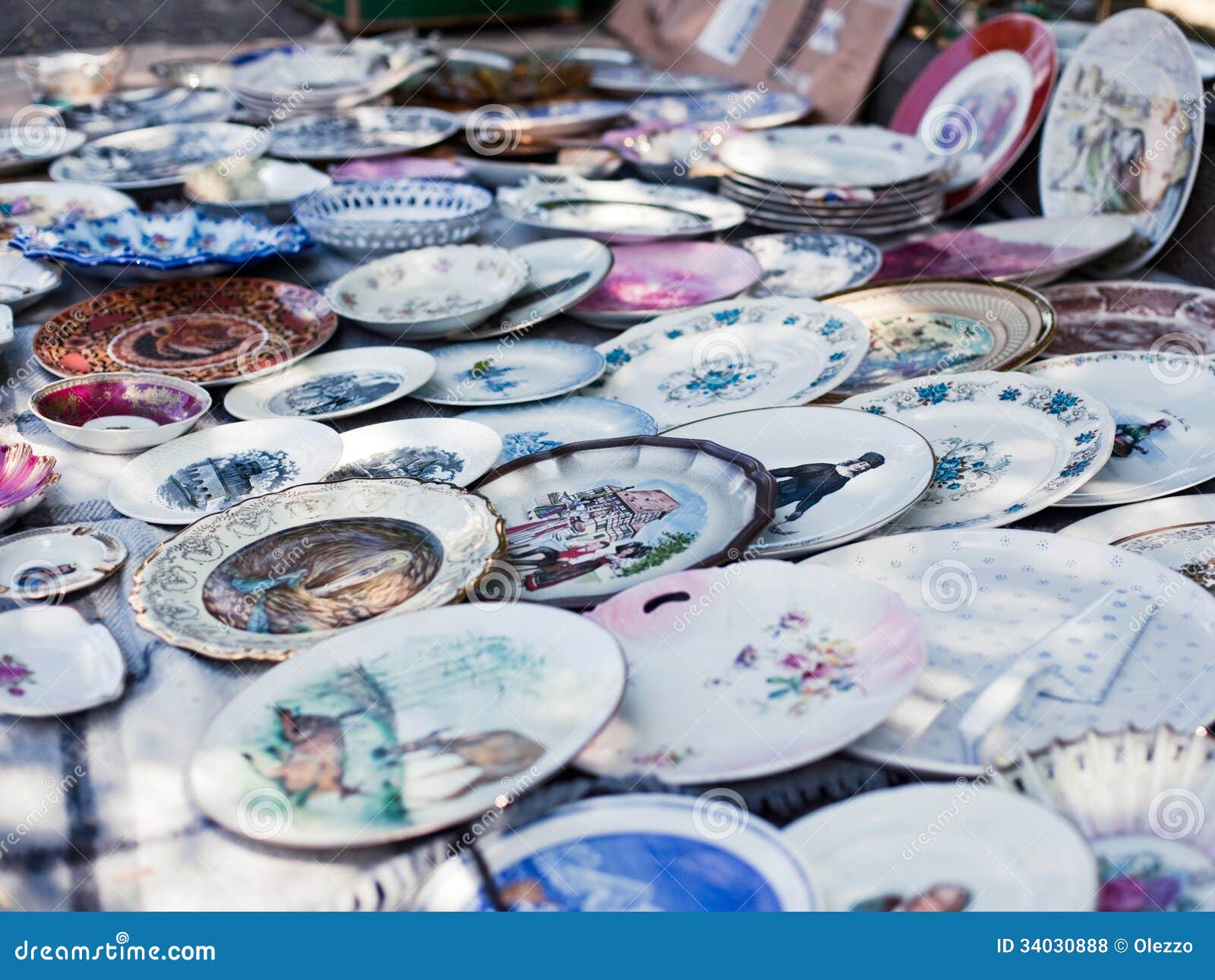 Vintage plates for sale stock photo. Image of ideas, kitchen - 34030888