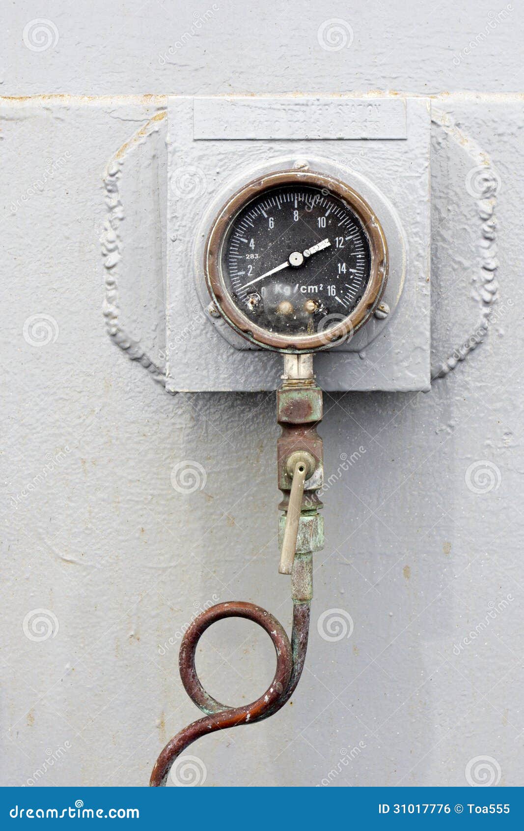 Vintage Pressure Gauge stock photo. Image of indicator - 31017776