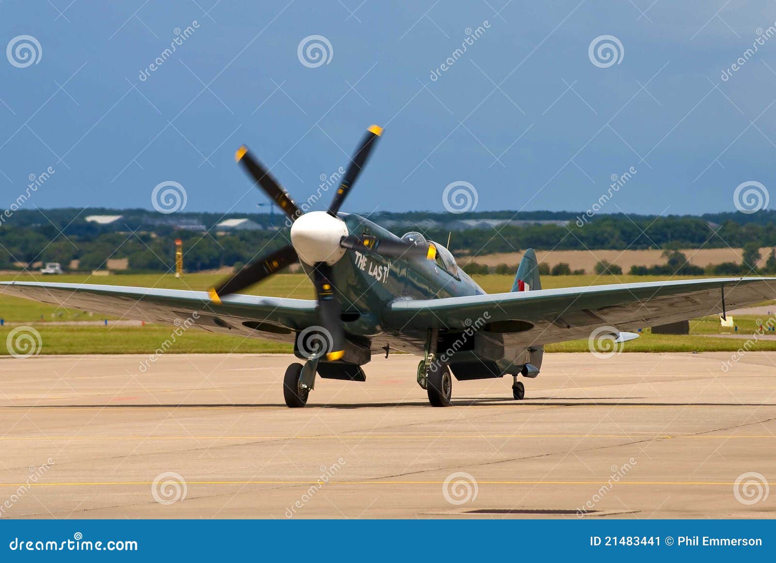 Vintage propeller plane stock image. Image of parking - 21483441