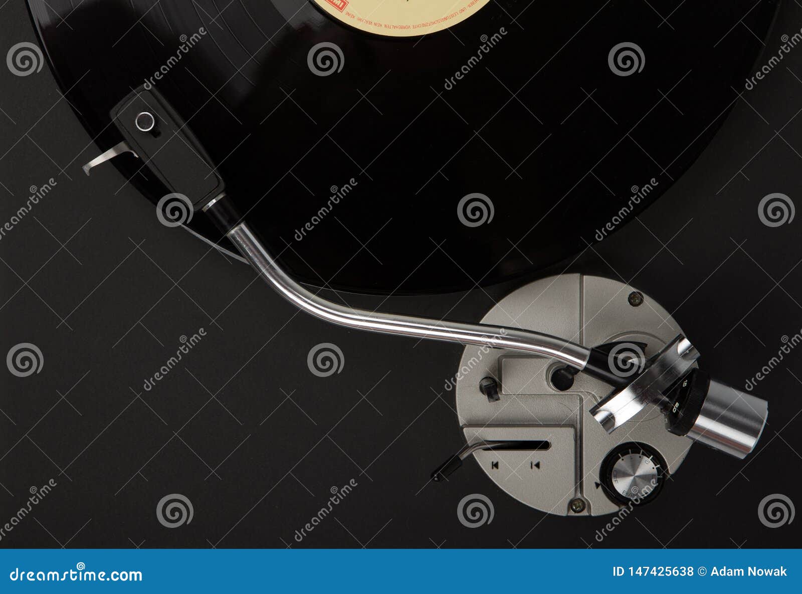 Vintage Record Player with Vinyl Disc, Close-up Stock Photo - Image of ...