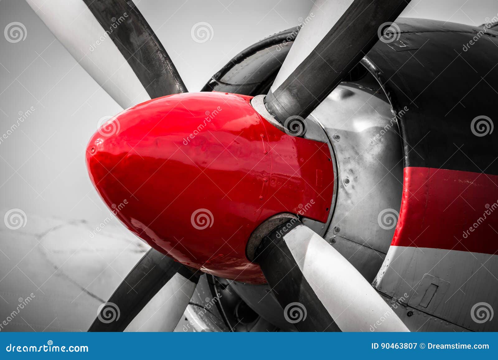 Vintage Red and Black Engine Stock Image - Image of silver, propeller ...