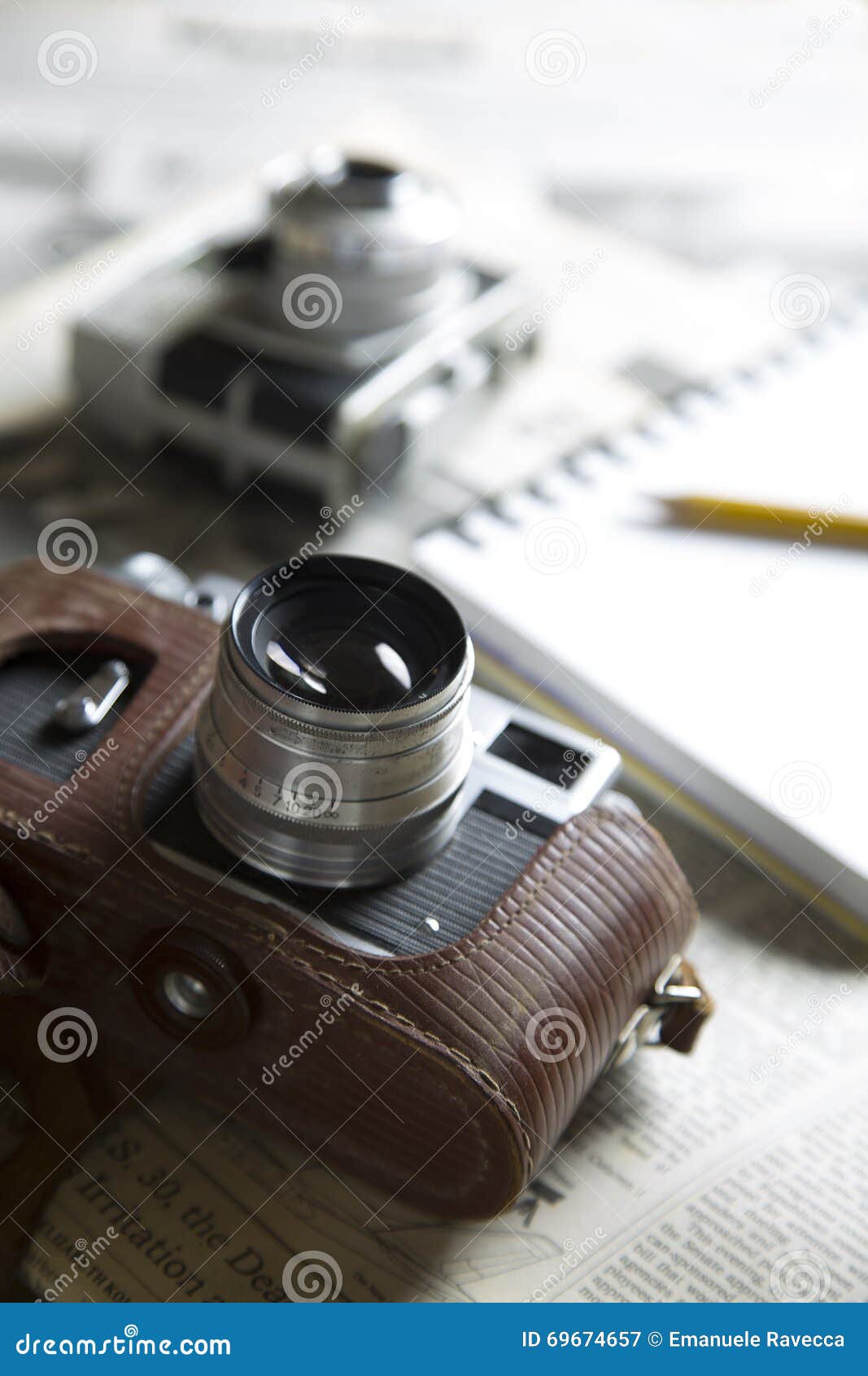 Vintage reporter camera stock image. Image of background - 69674657