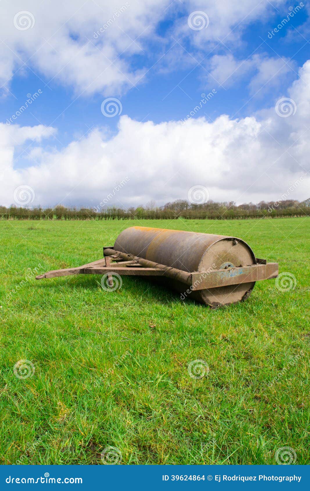 Vintage roller. stock photo. Image of green, roll, moving - 39624864