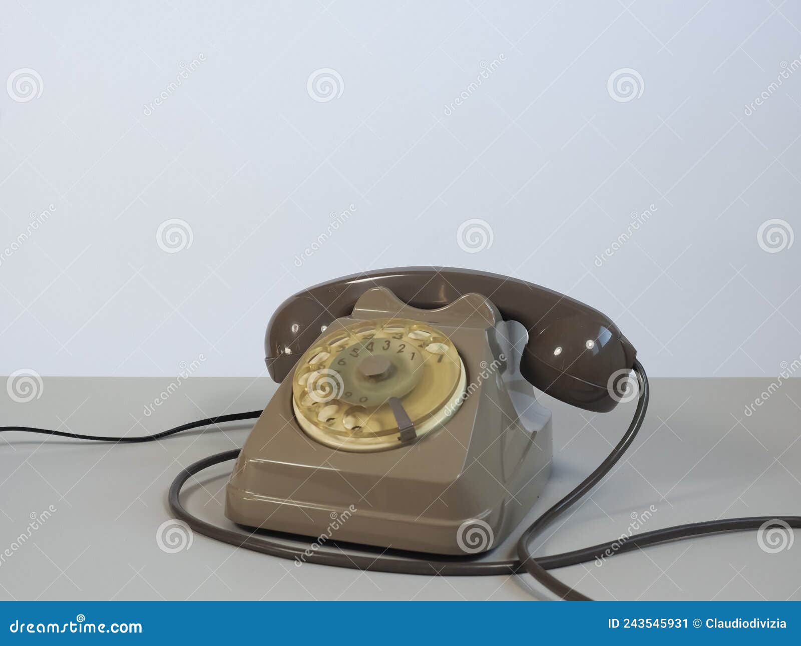 Vintage Rotary Dial Telephone Stock Image - Image of retro, analog ...