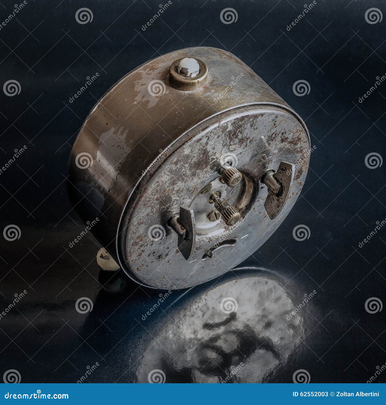 Vintage rusted clock stock image. Image of minute, reminder - 62552003
