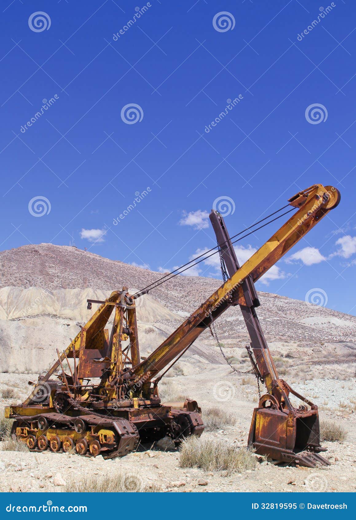 Vintage Rusting Yellow Backhoe Stock Image - Image of silver, work ...