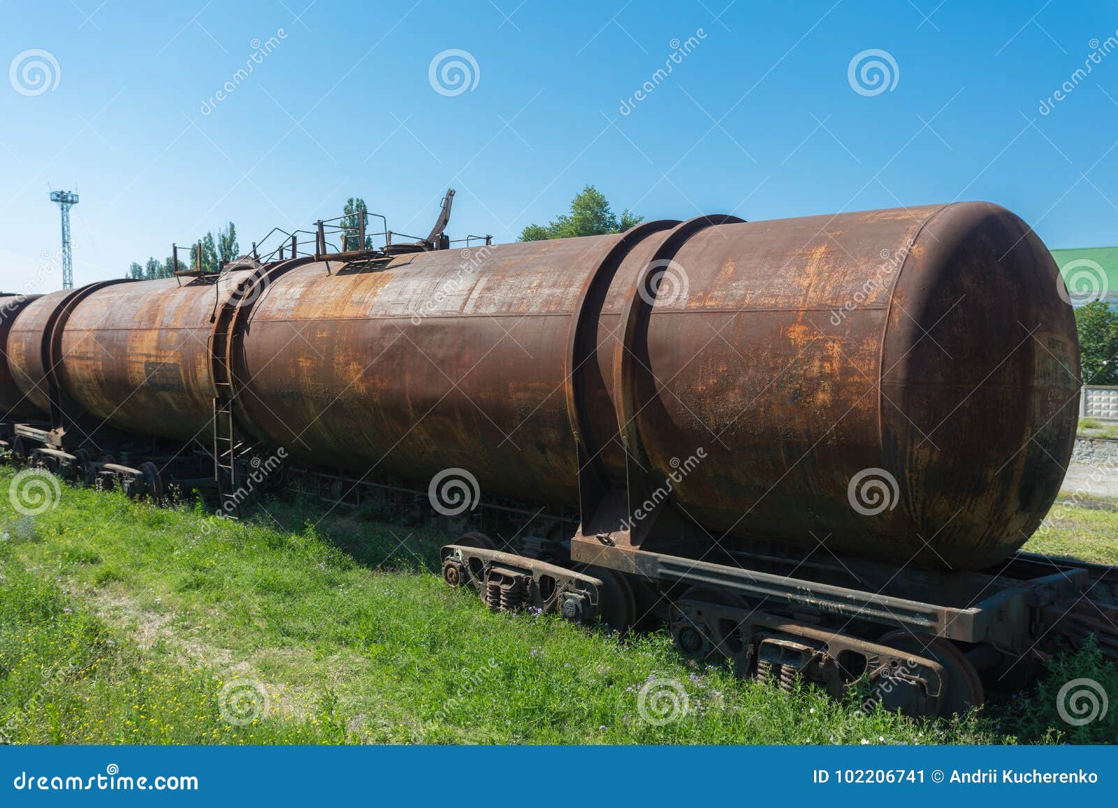 Vintage Rusty Oil Tanks Train Stock Image - Image of railway, vintage ...
