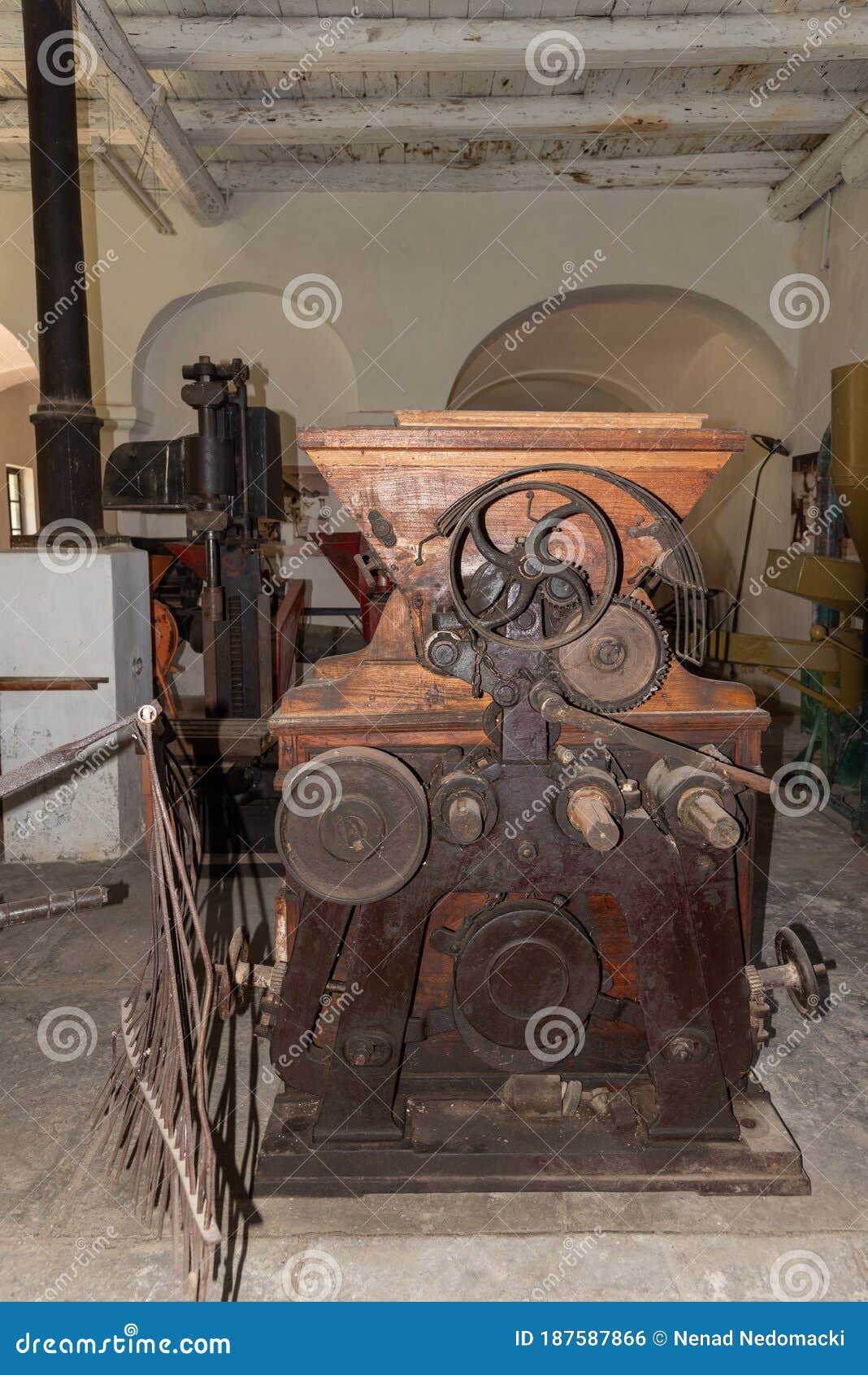 Vintage Seed Cleaning and Sorting Machine Editorial Photo - Image of ...
