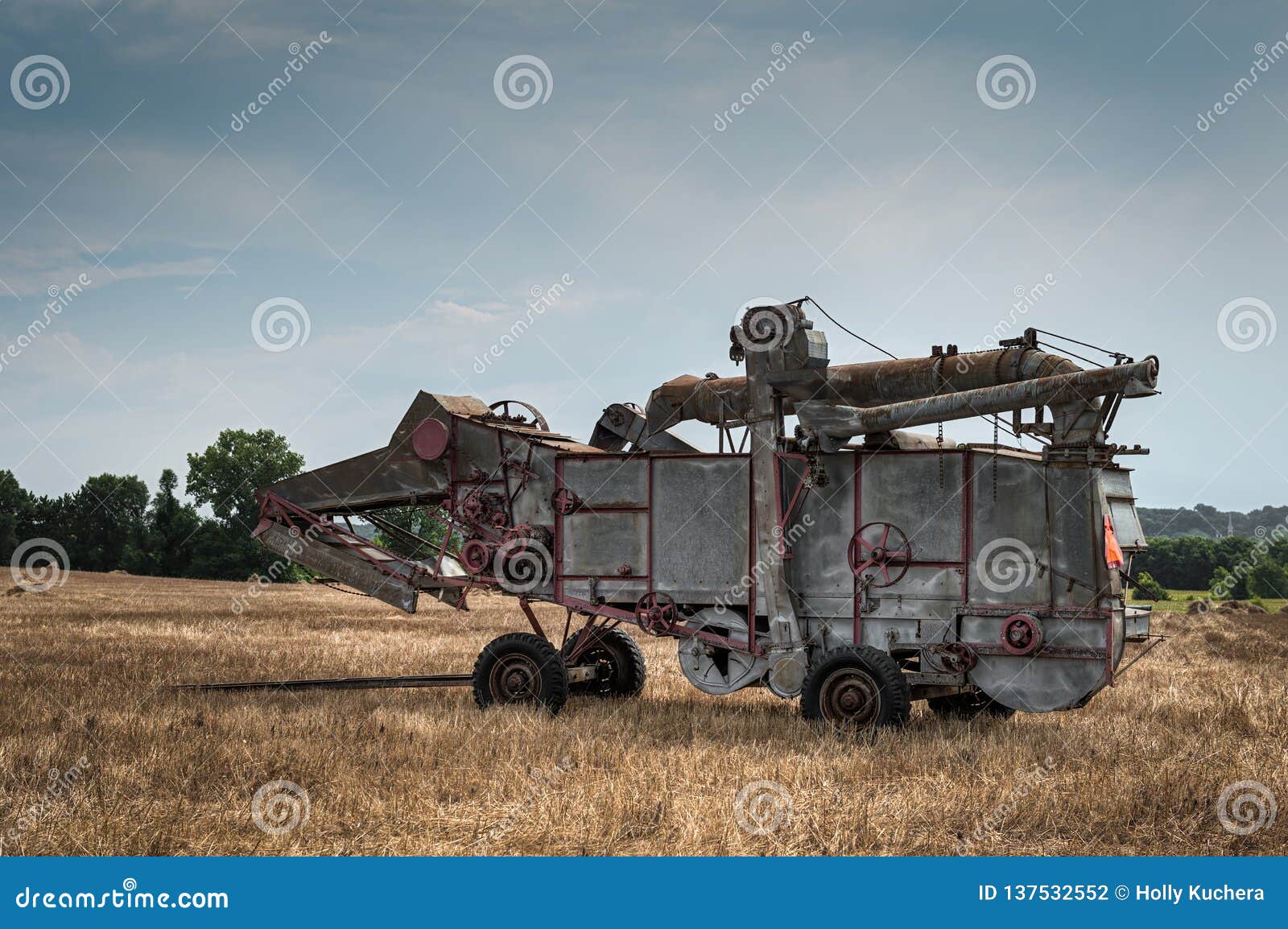 Vintage Steam Thresher in Cut Field Stock Photo - Image of field ...