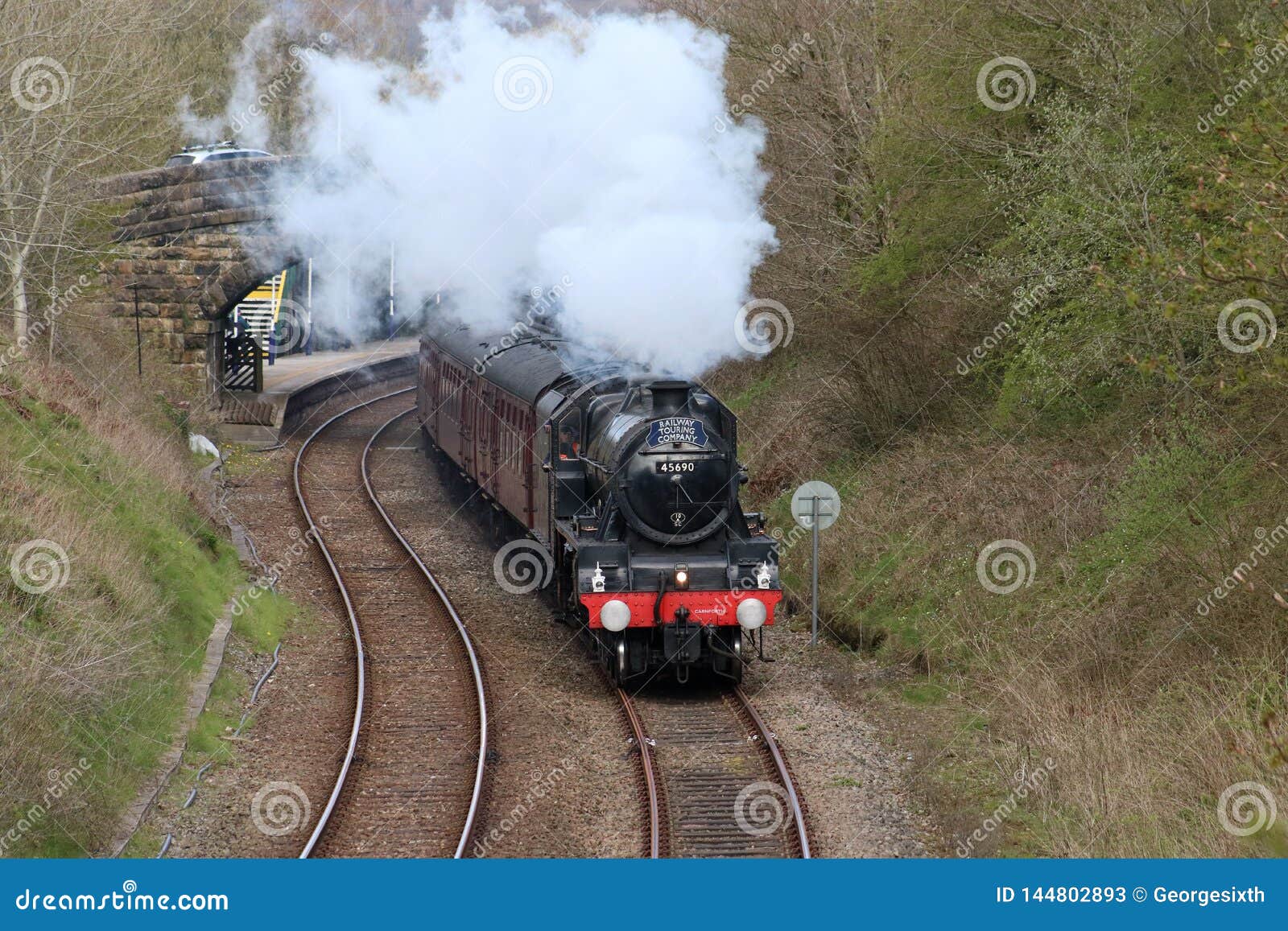 Vintage Steam Train 45690 Leander at Wennington Editorial Stock Photo ...