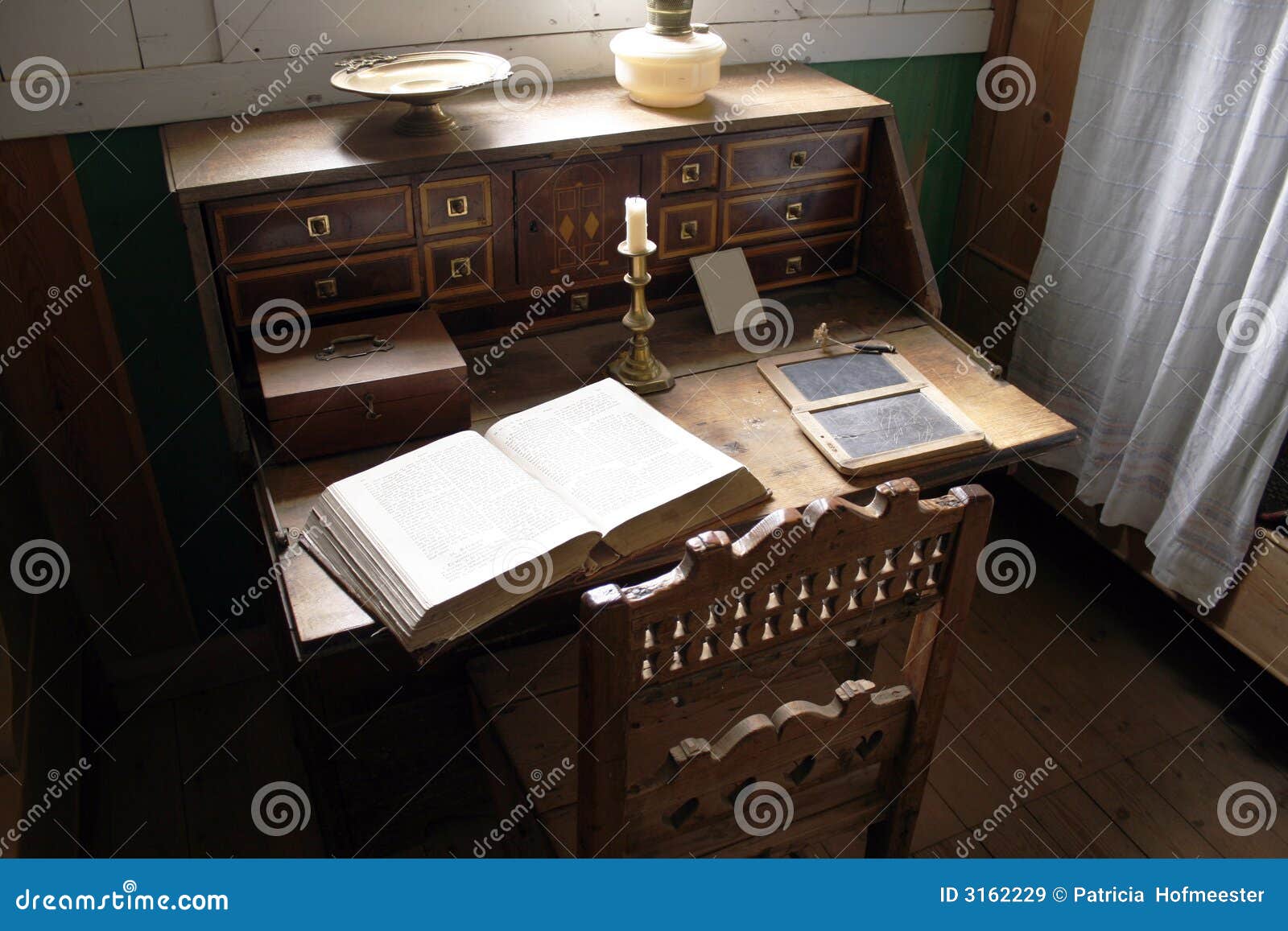 Vintage study interior stock image. Image of office, reading - 3162229