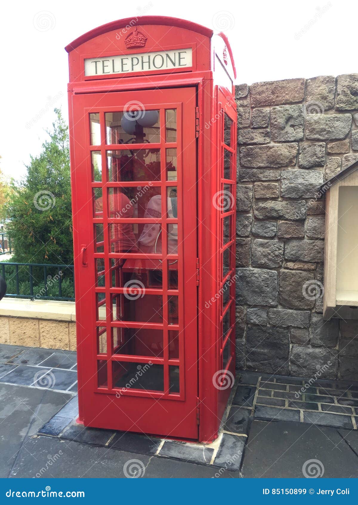 Vintage style phone booth. editorial stock image. Image of glass - 85150899