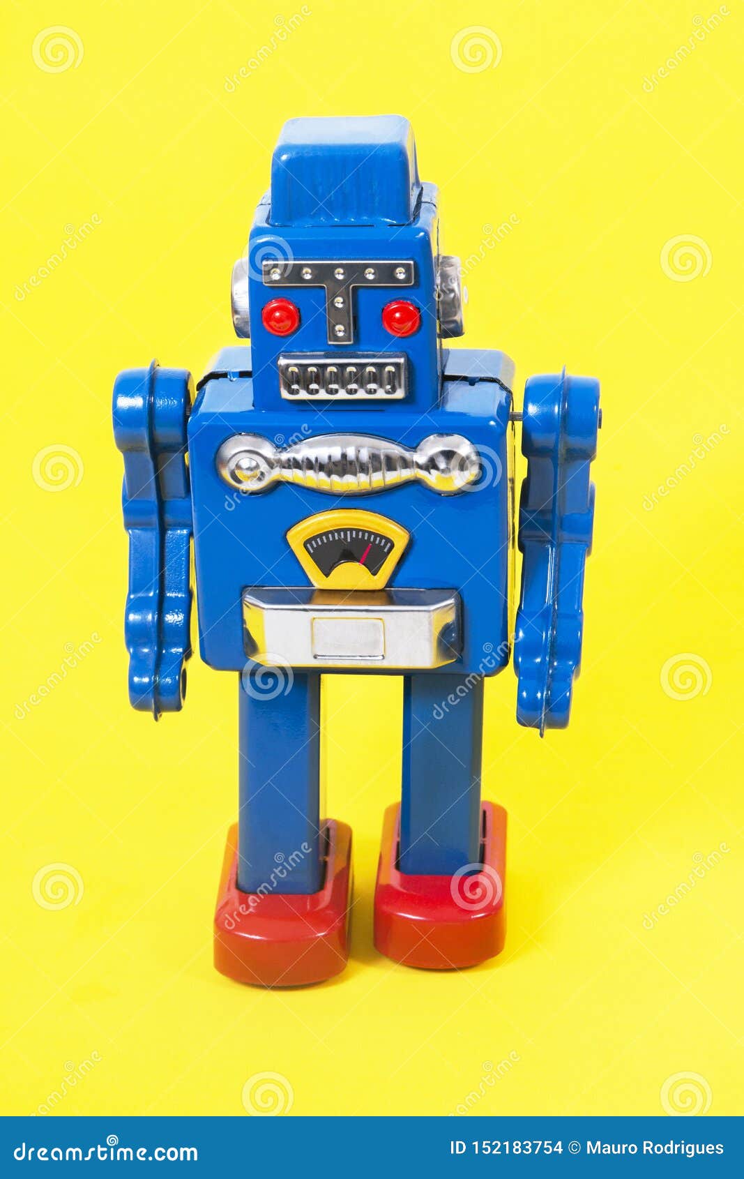 Vintage tin robot toy stock photo. Image of fashioned - 152183754